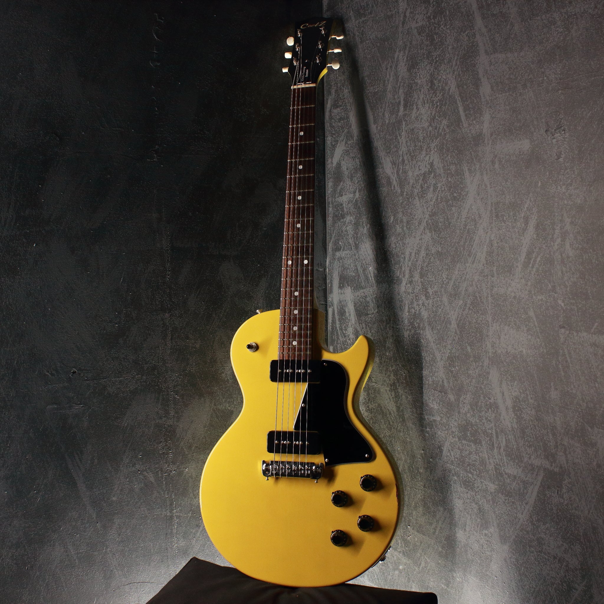 Cool Z ZLJ-1 TV Yellow 2012 – Topshelf Instruments