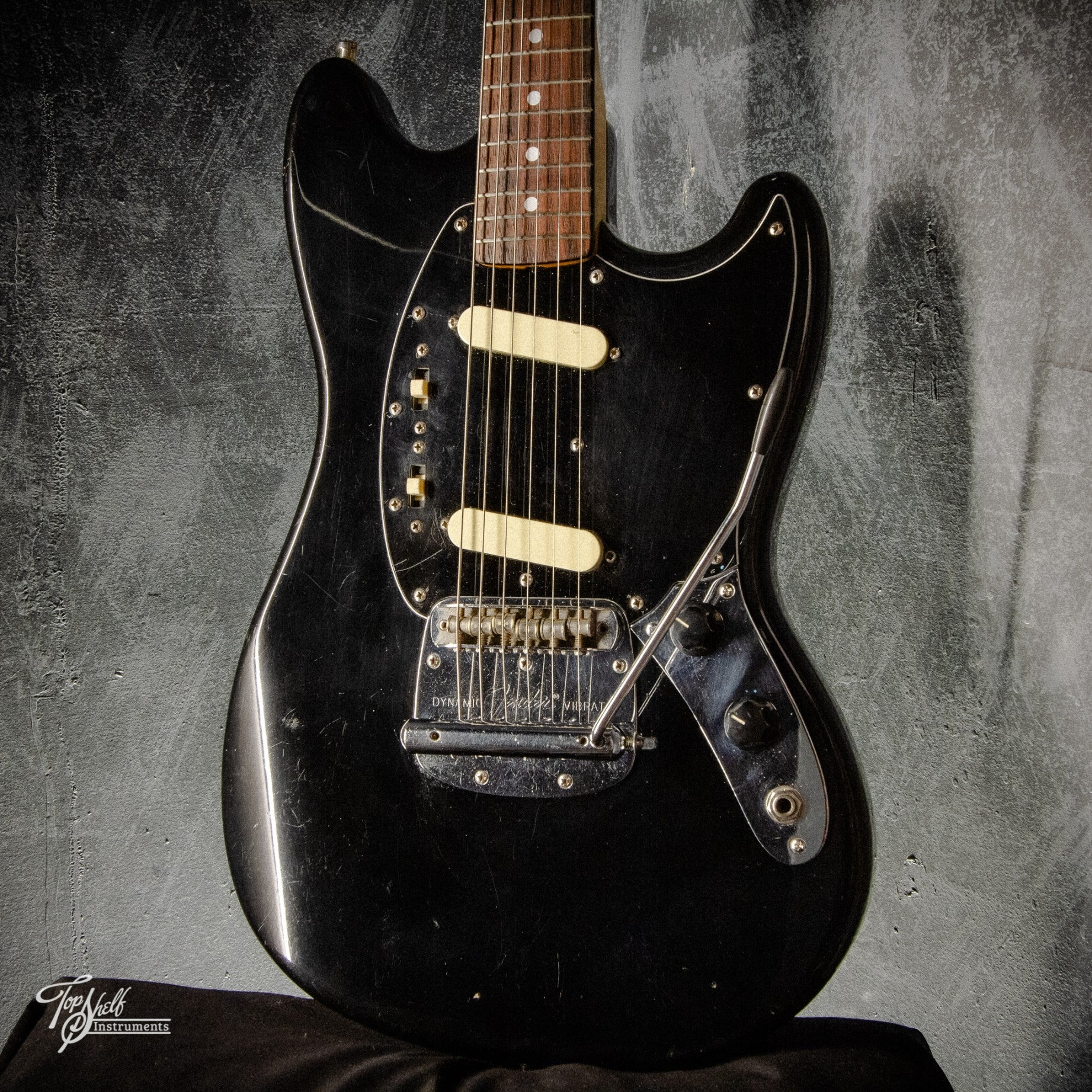 Fender Japan Mustang MG69-65 Black 1998 – Topshelf Instruments