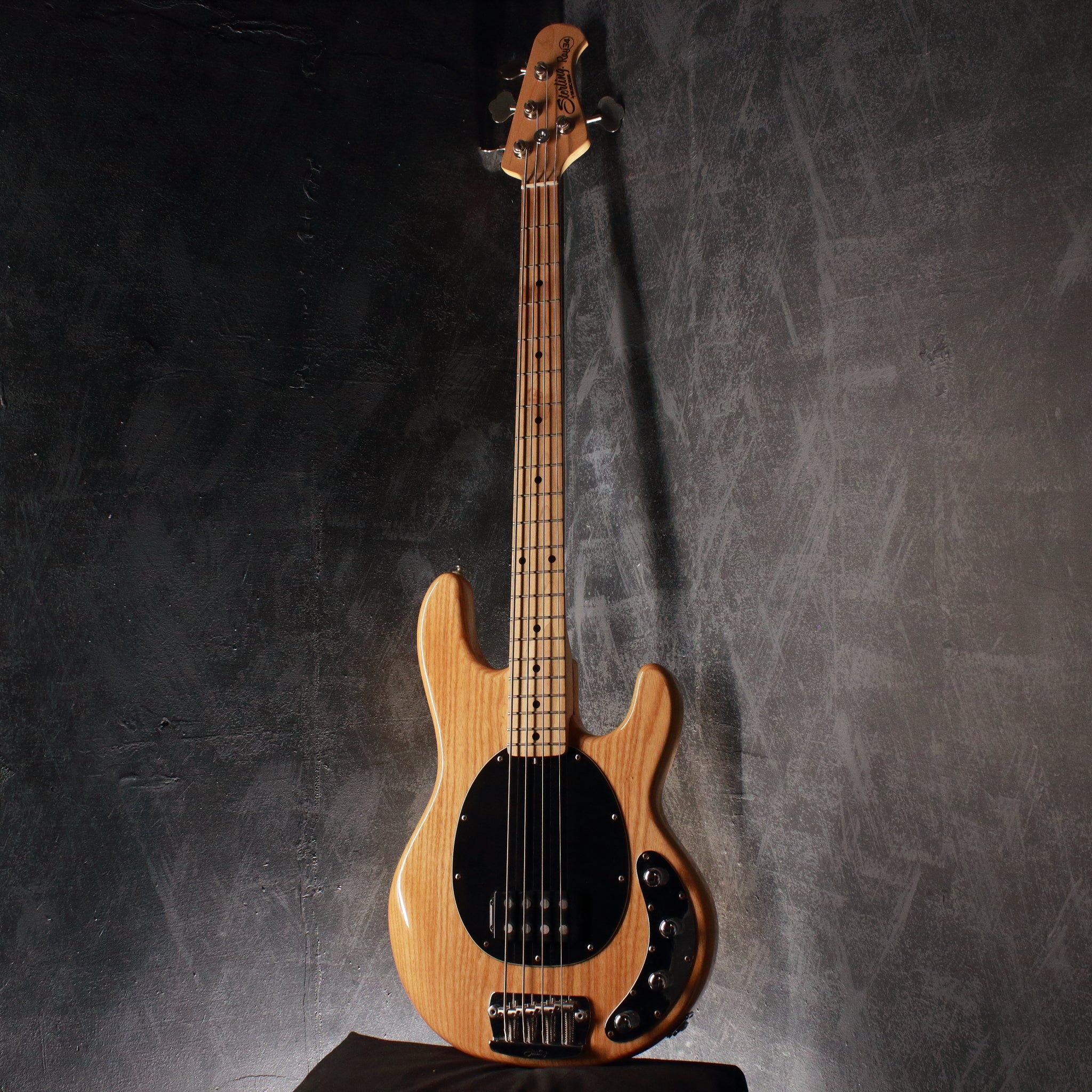 Sterling by Music Man Stingray Ray34 Natural 2018 – Topshelf Instruments