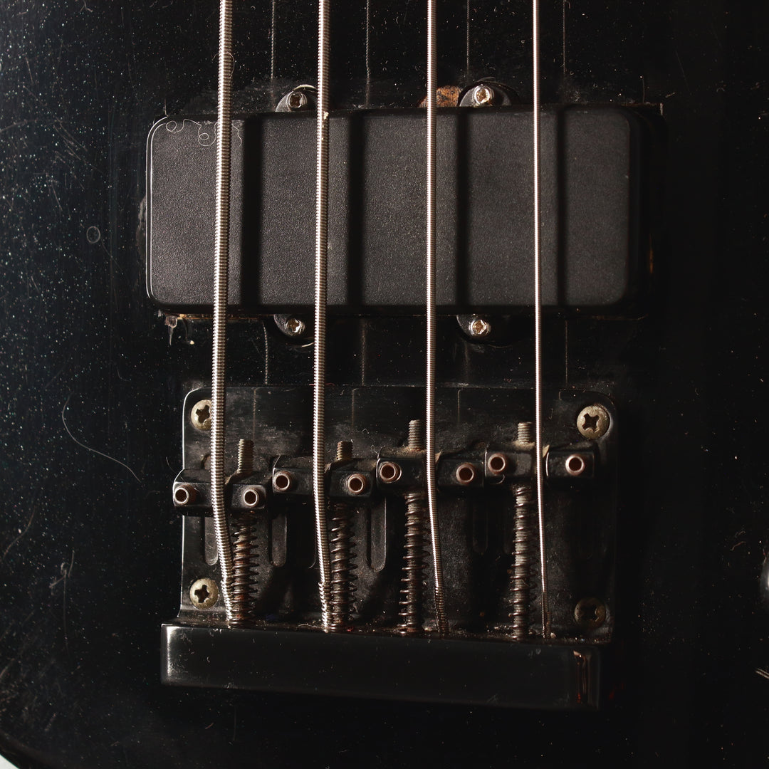 Vantage 725B Bass Black 1995 – Topshelf Instruments