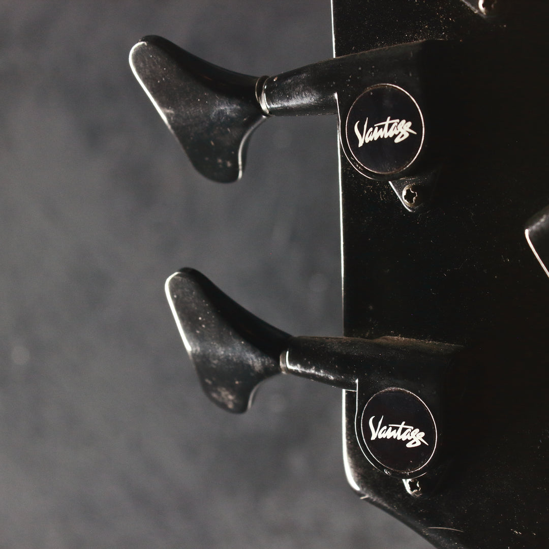 Vantage 725B Bass Black 1995 – Topshelf Instruments