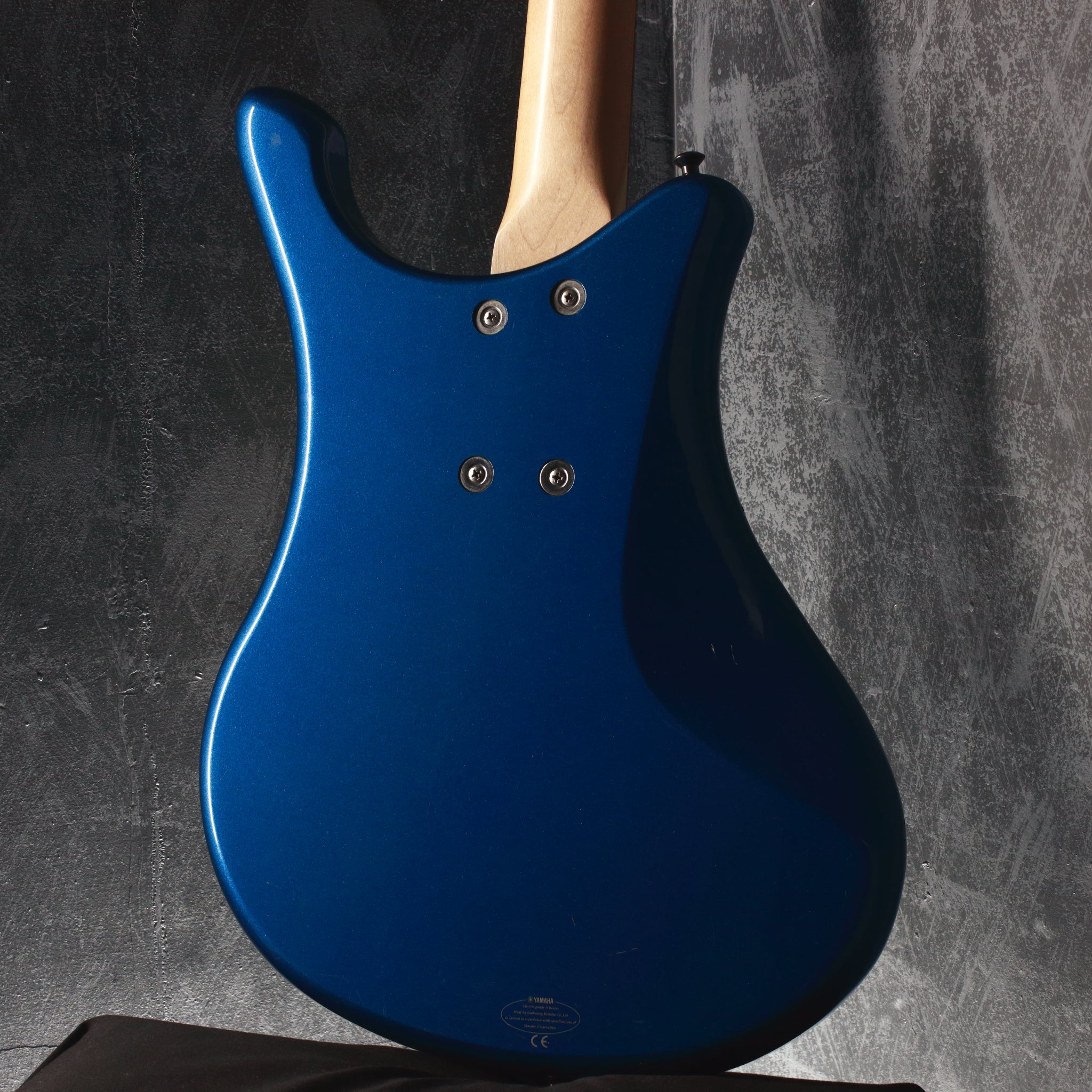 Yamaha SBV500 Flying Samurai Bass Metallic Blue 2000 – Topshelf Instruments