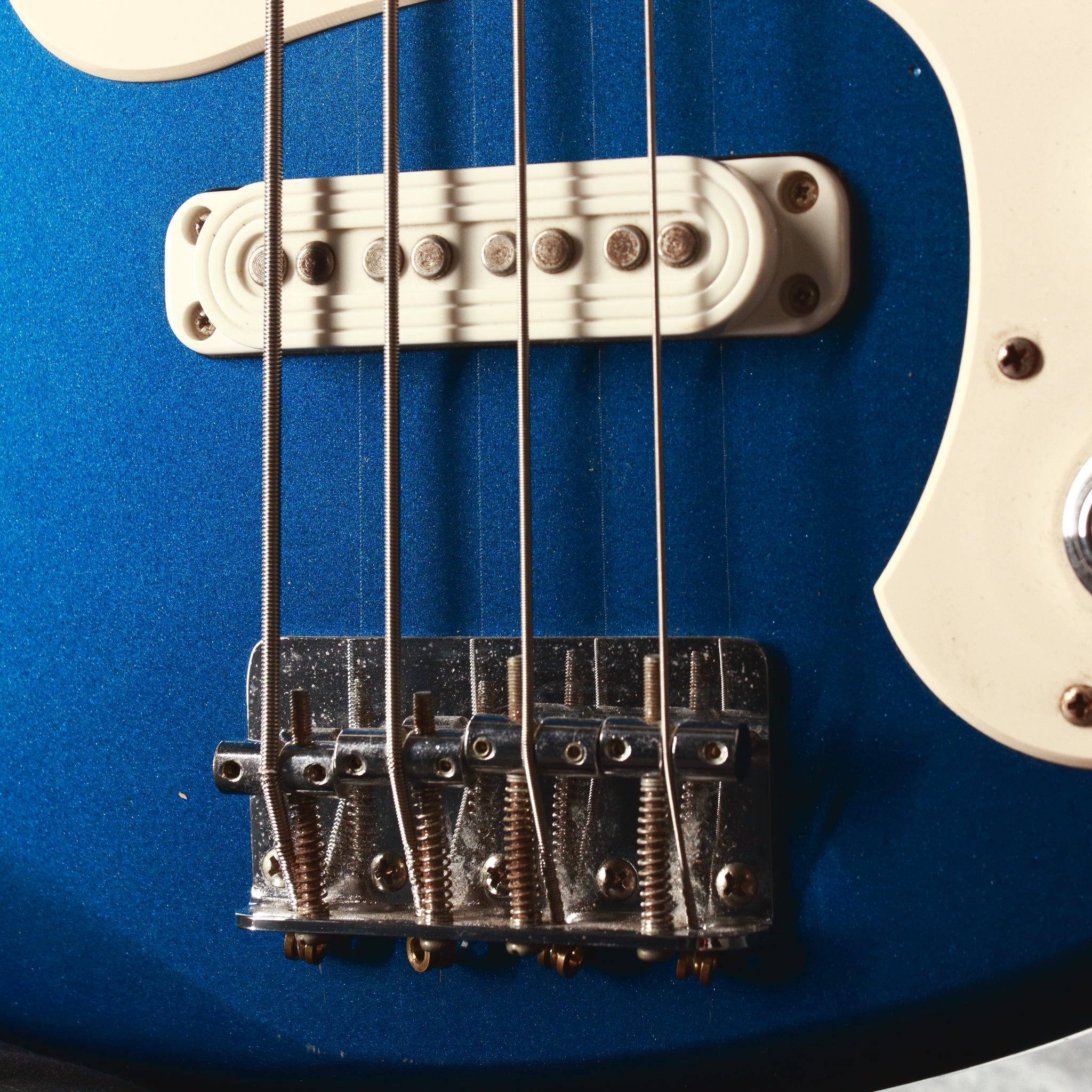 Yamaha SBV500 Flying Samurai Bass Metallic Blue 2000 – Topshelf Instruments