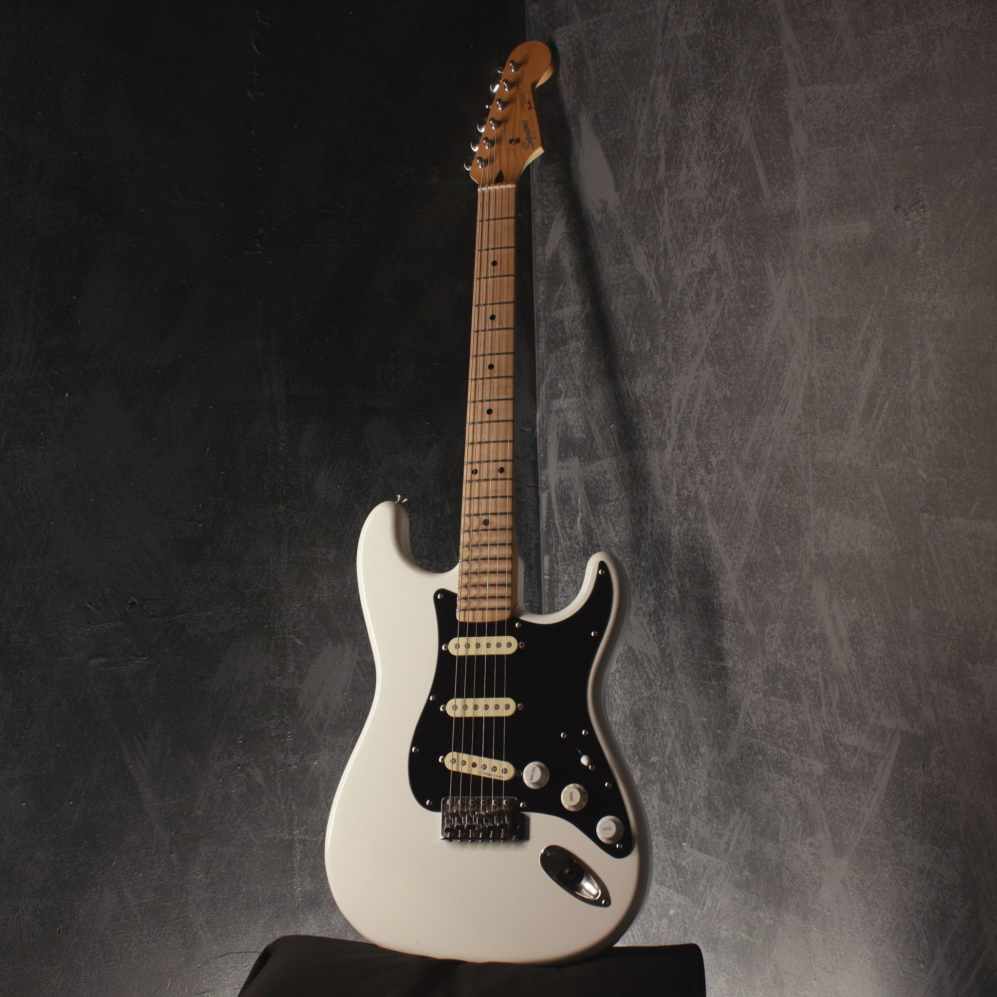 Squier Japan Silver Series Stratocaster SST33 Snow White 1993 ...