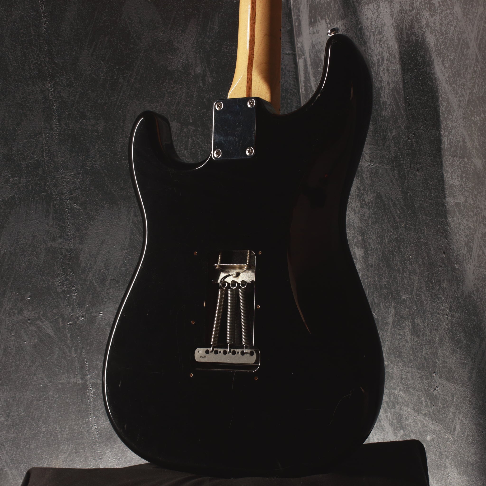 Fender Standard Stratocaster Modded Black 2010 – Topshelf Instruments