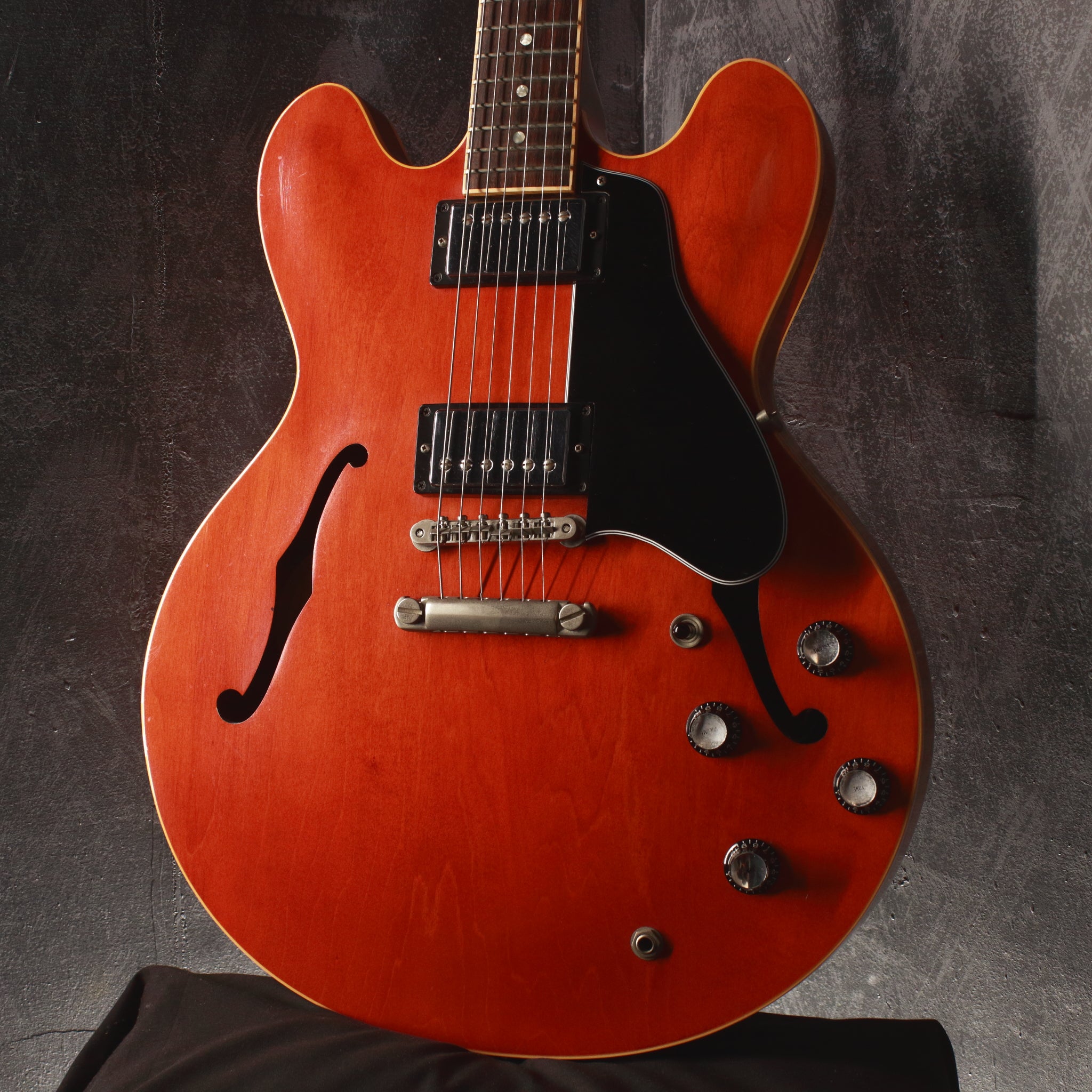 Gibson ES-333 Satin Cherry 2003 – Topshelf Instruments