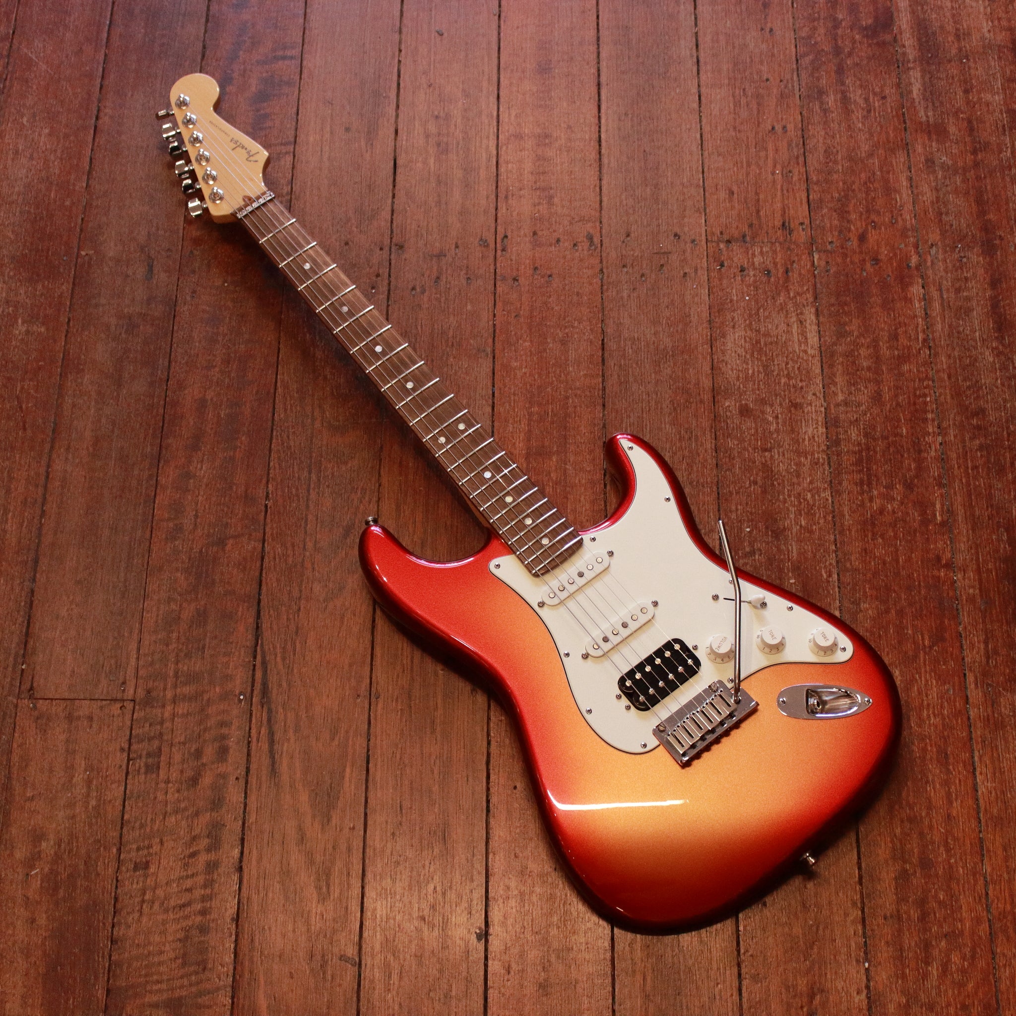 Fender American Deluxe Stratocaster HSS Sunset Metallic 2012 – Topshelf ...