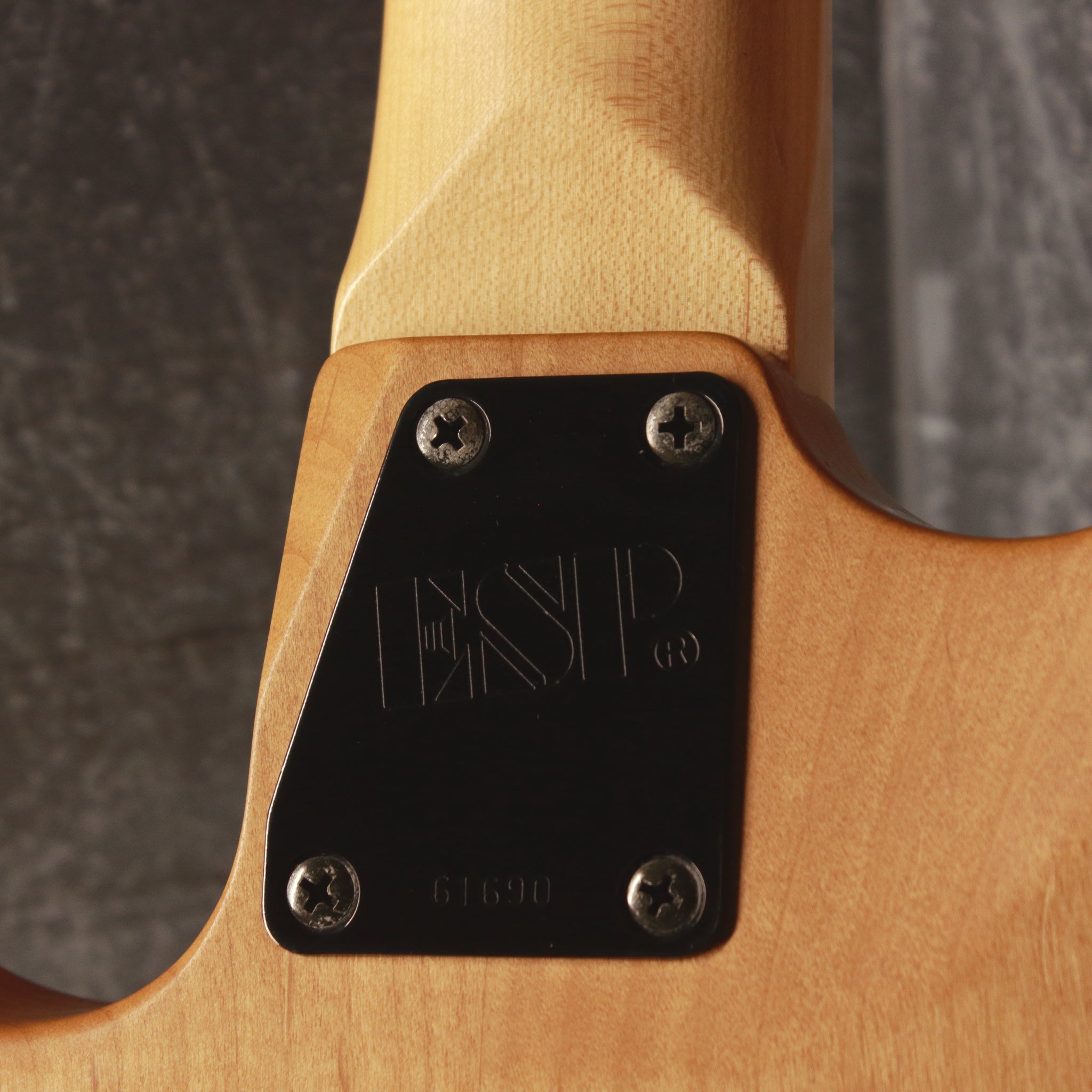 ESP Standard M-II Deluxe Natural 1992 – Topshelf Instruments