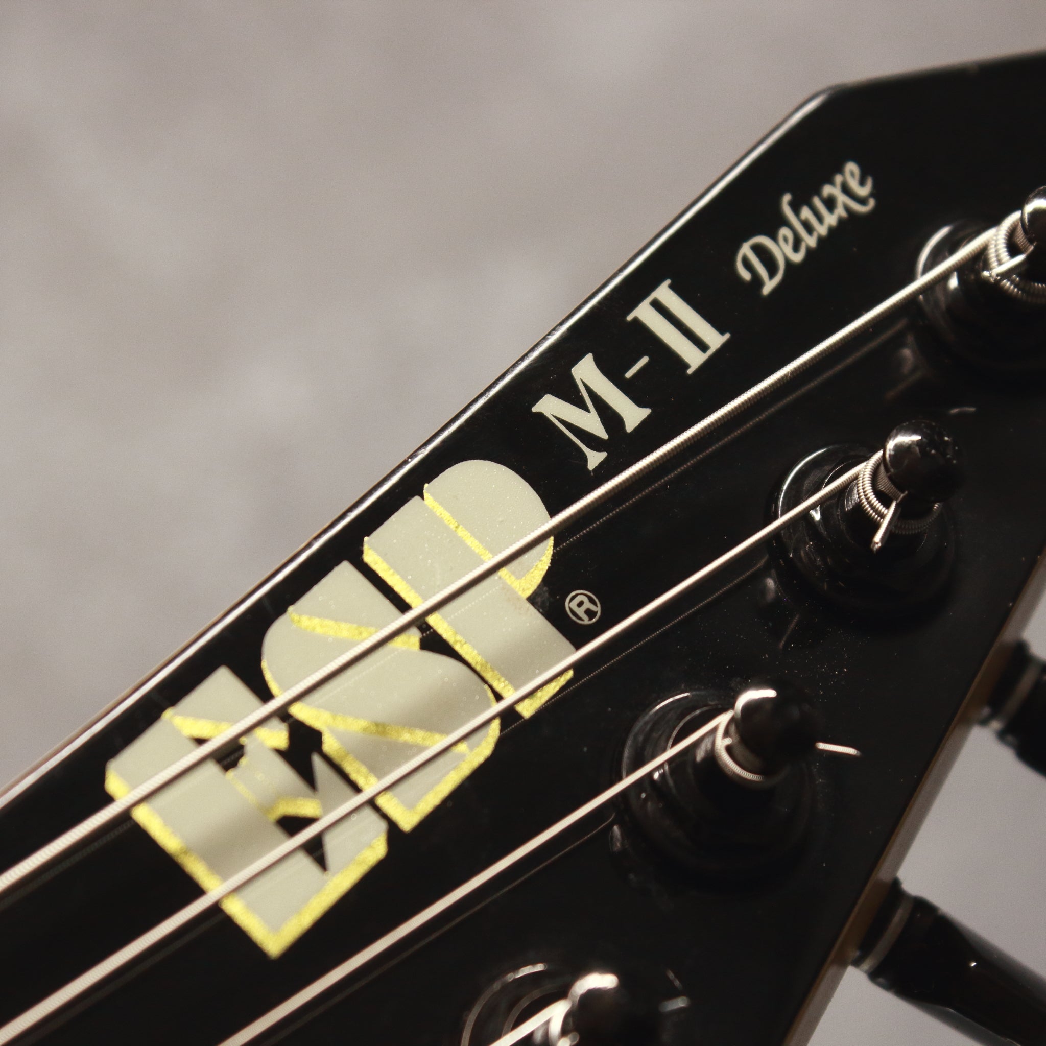 ESP Standard M-II Deluxe Natural 1992 – Topshelf Instruments