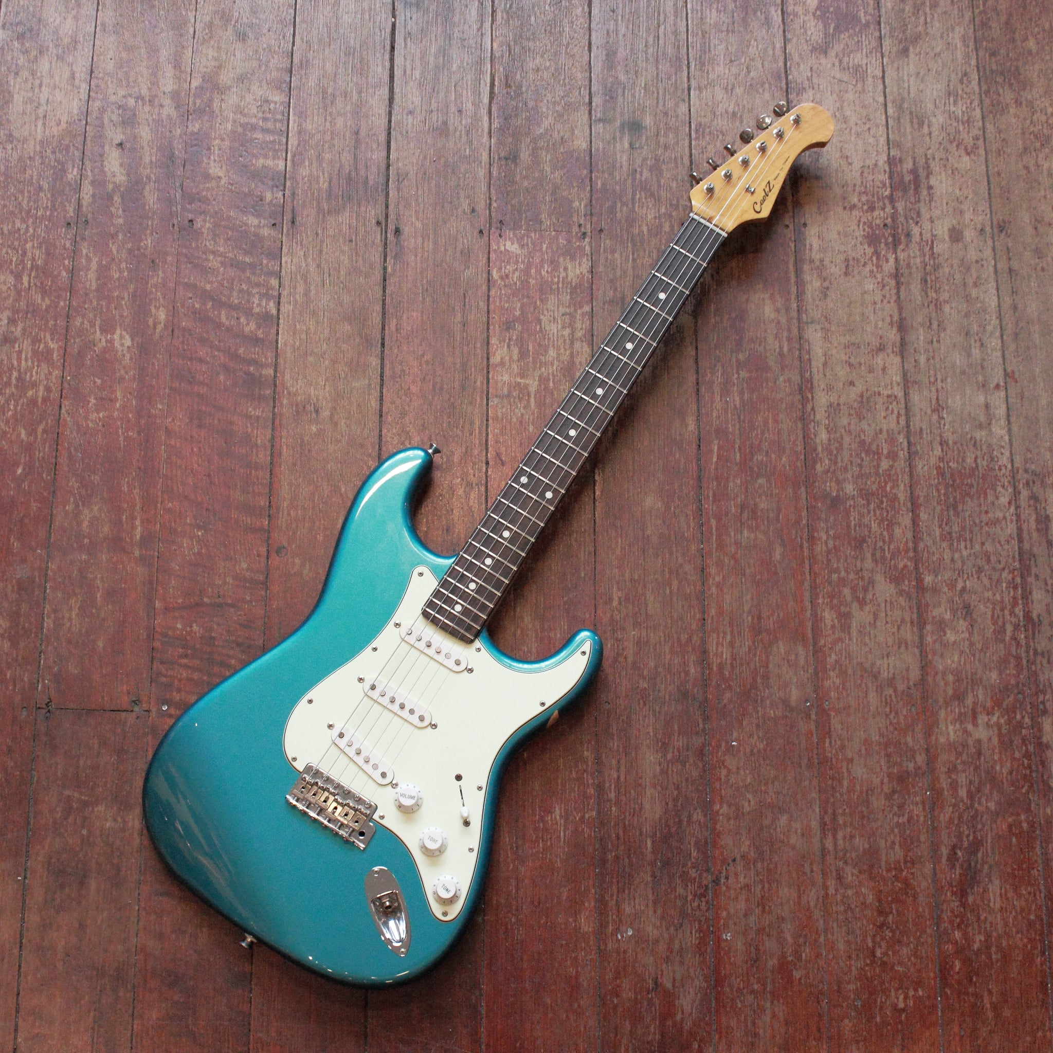 Cool Z ZST-1R Lake Placid Blue 2012 – Topshelf Instruments