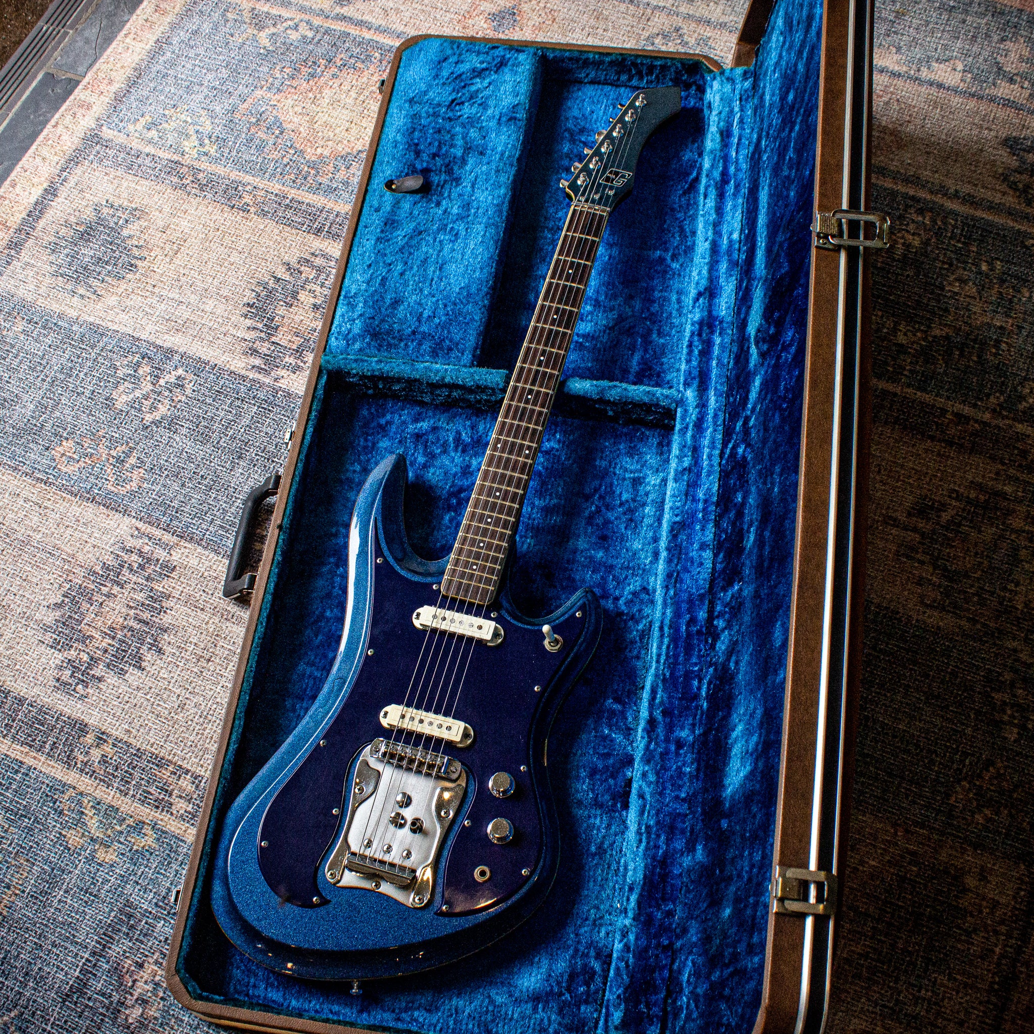 Guyatone LG-350T Sharp 5 Blue Sparkle 1968 – Topshelf Instruments