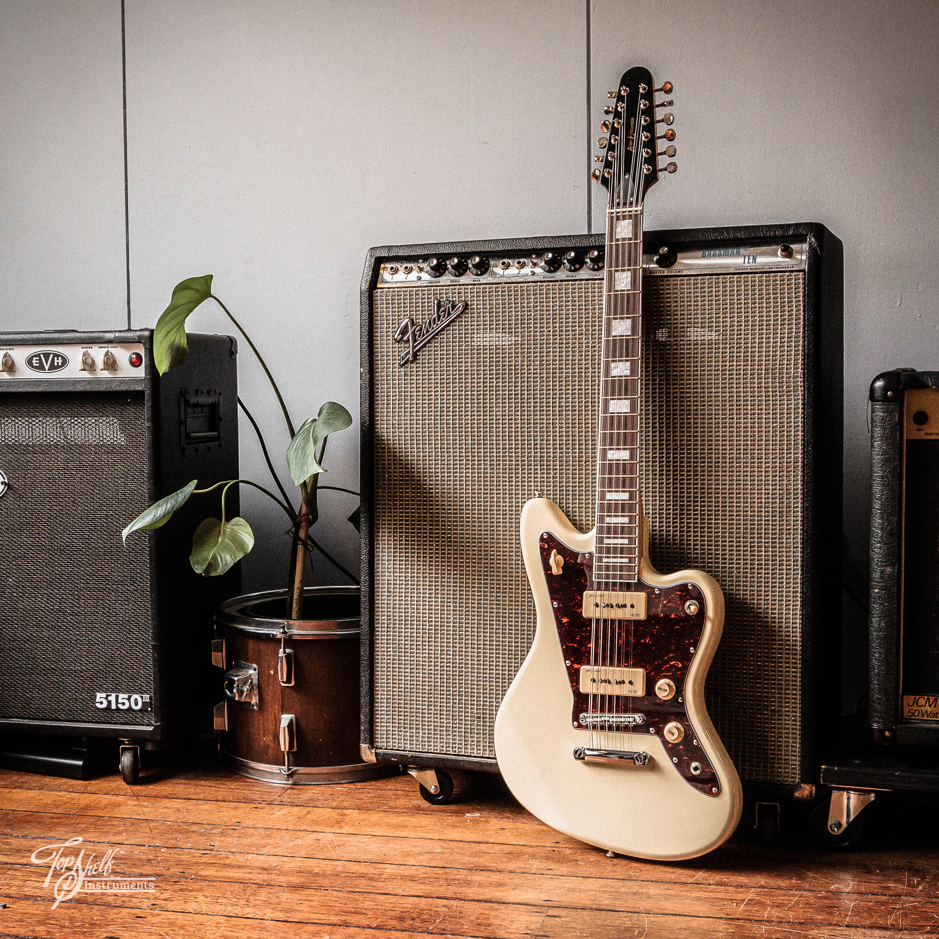 Alan Entwistle RJT-60/12 Electric XII Vintage White 2021 – Topshelf ...