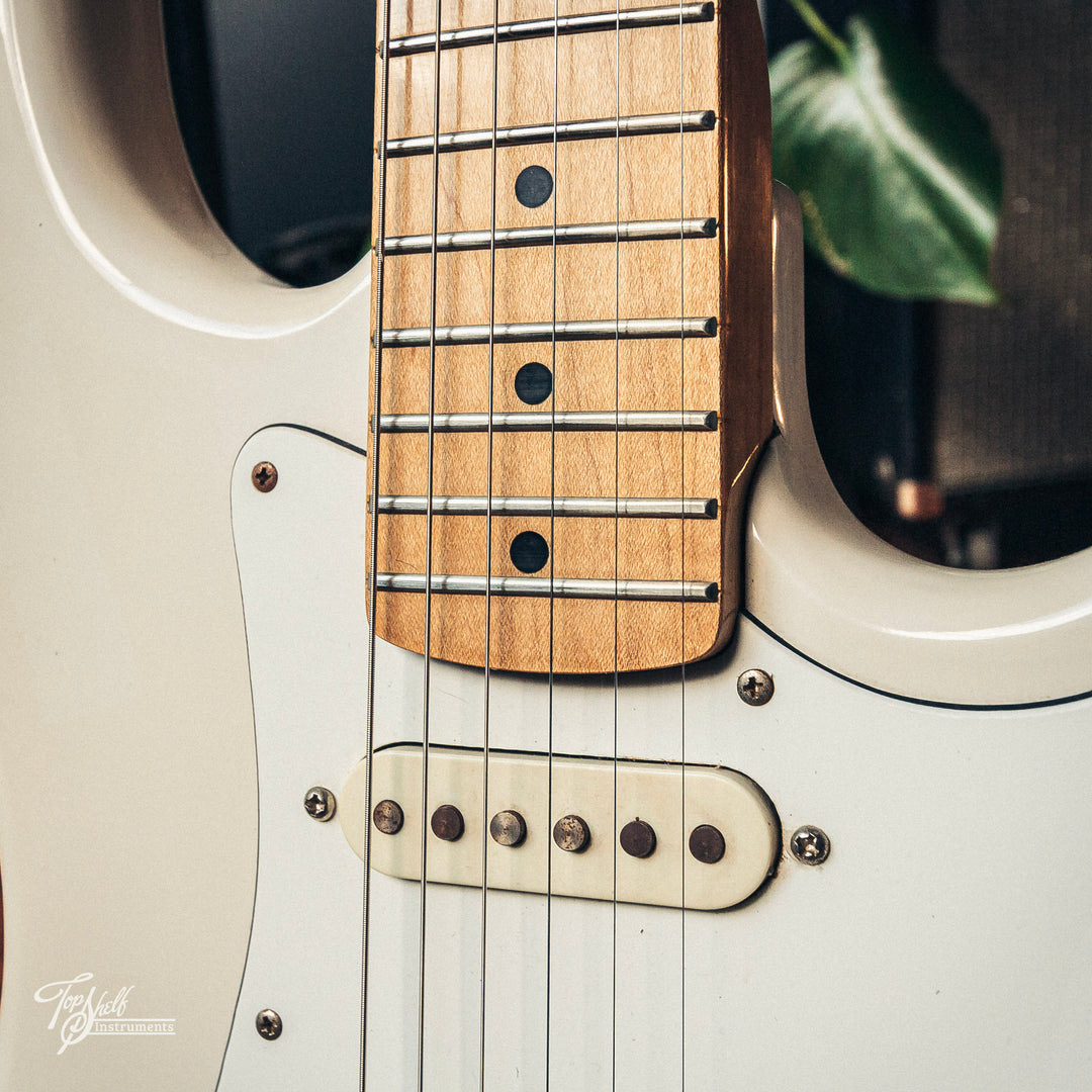 Daion Superstrat-Style White 1988 – Topshelf Instruments