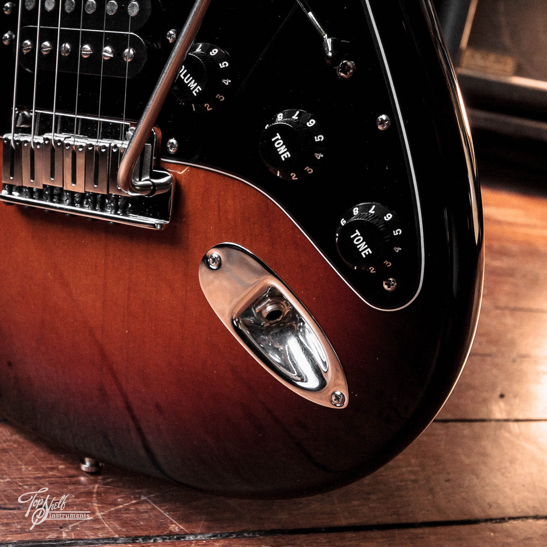 Fender American Deluxe Stratocaster HSH Sunburst 2013 – Topshelf ...