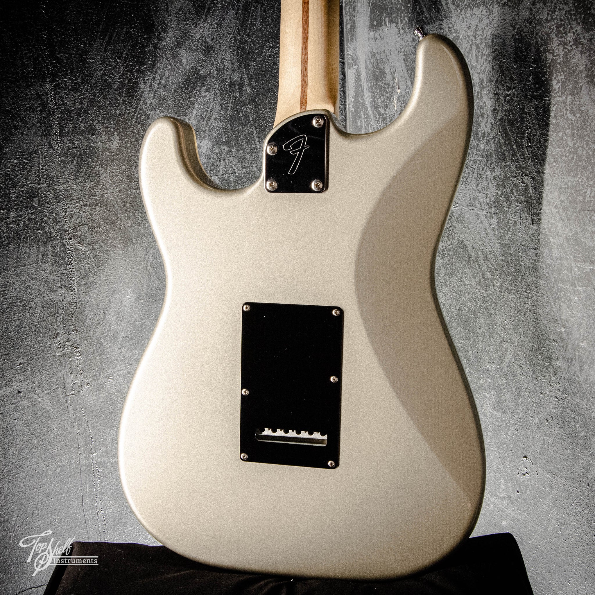 Fender Made in Japan Modern Stratocaster Inca Silver 2019 – Topshelf ...