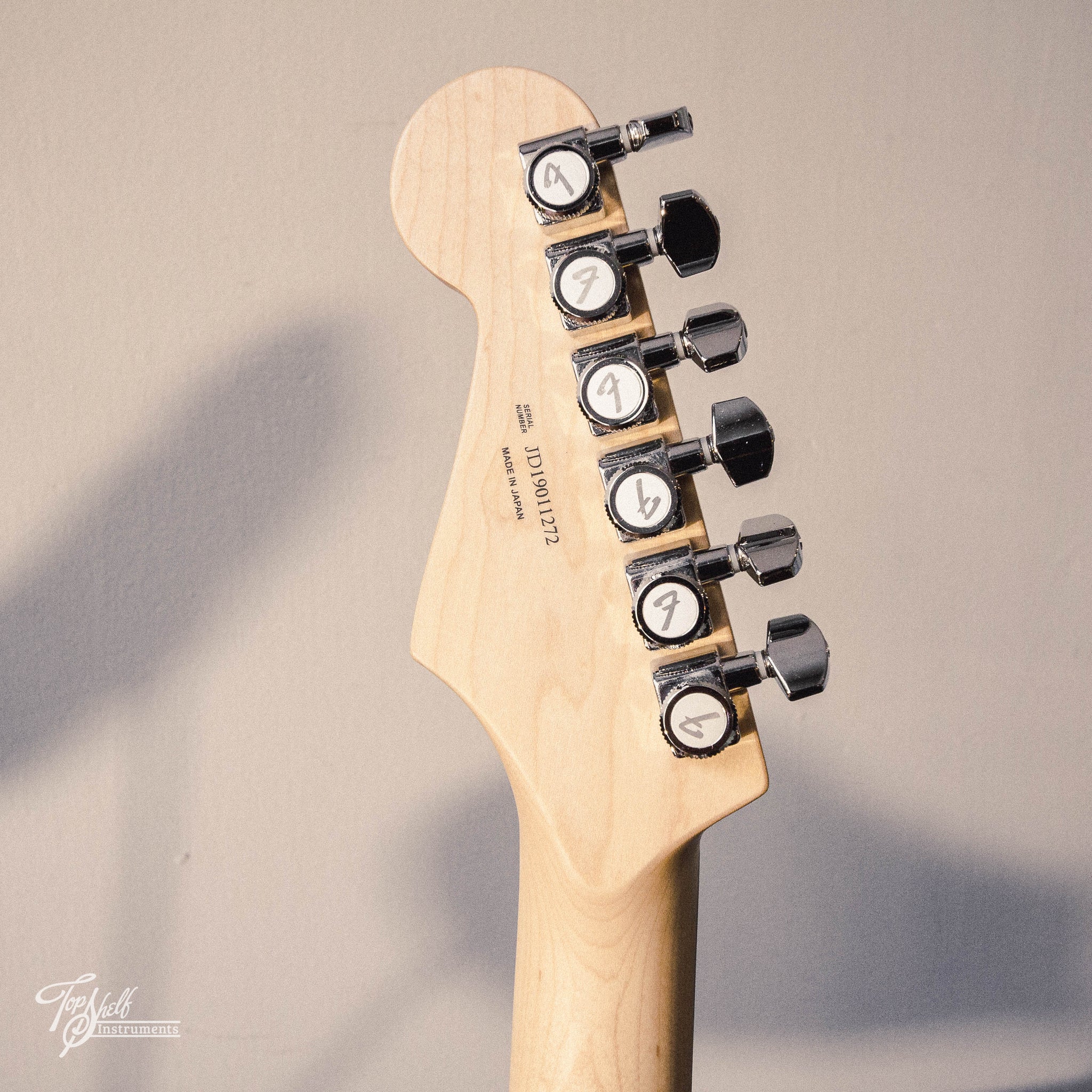 Fender Made in Japan Modern Stratocaster Inca Silver 2019 – Topshelf ...