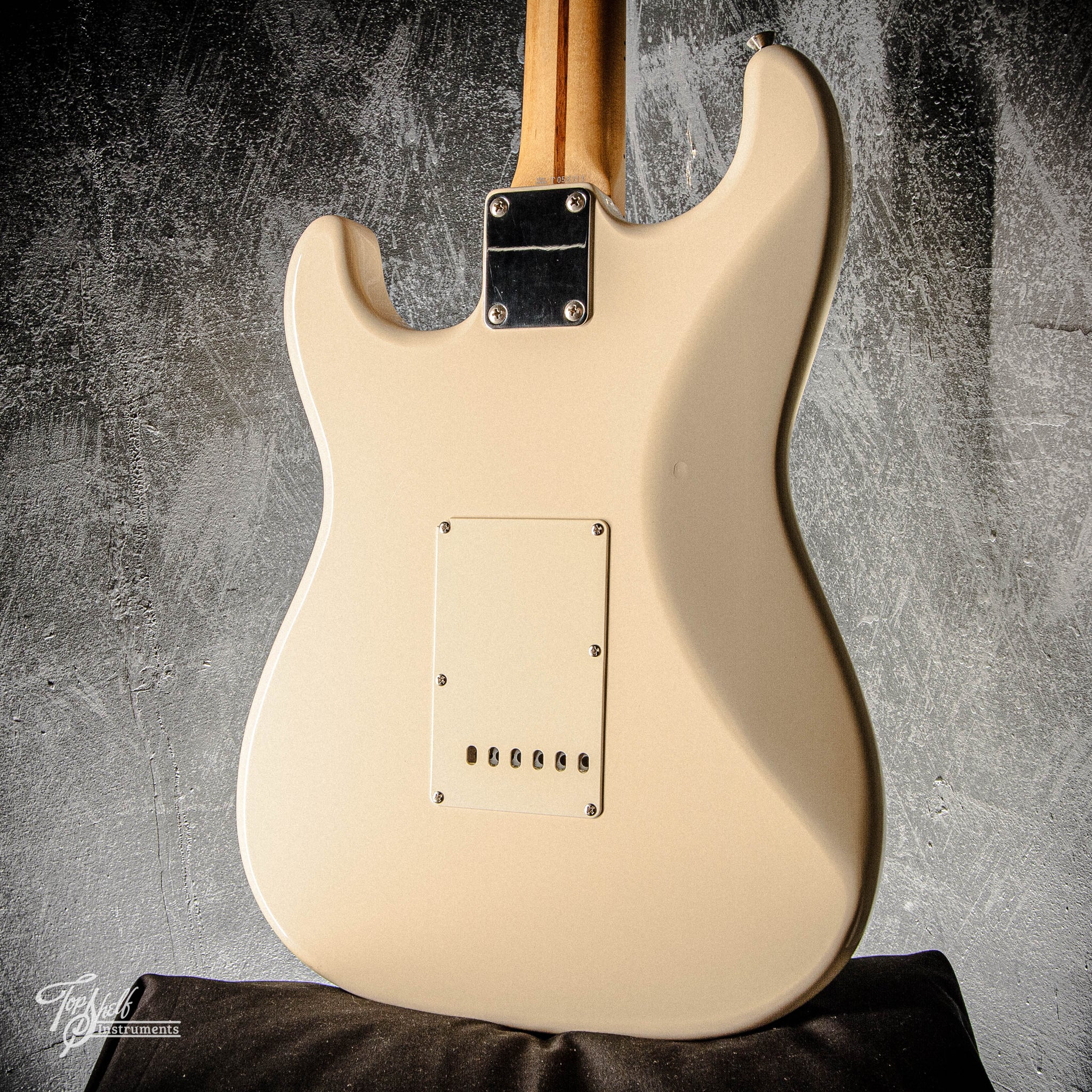 Fender Japan Standard Stratocaster ST-STD/1H Vintage White 2009 ...