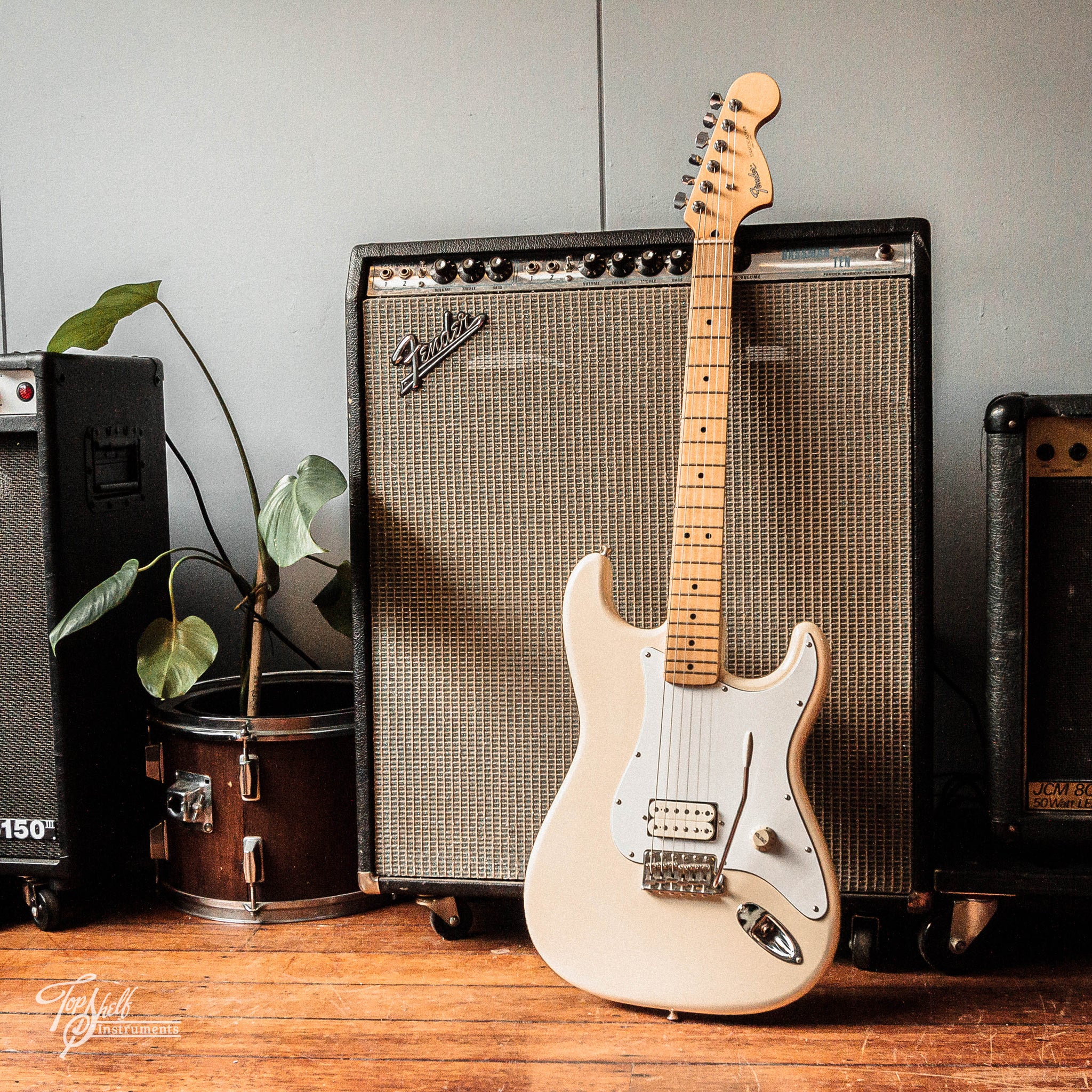 Fender Japan Standard Stratocaster ST-STD/1H Vintage White 2009 ...
