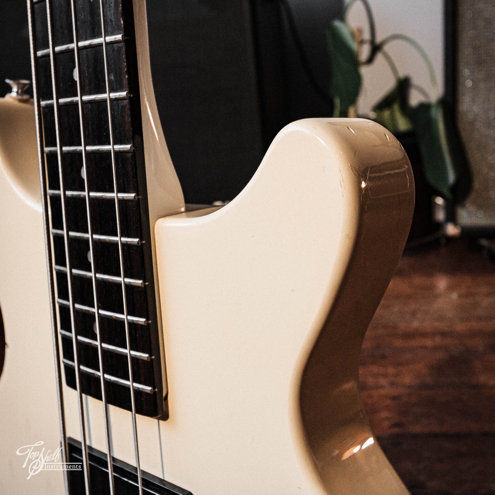 Greco TVB-45 White 1990 – Topshelf Instruments