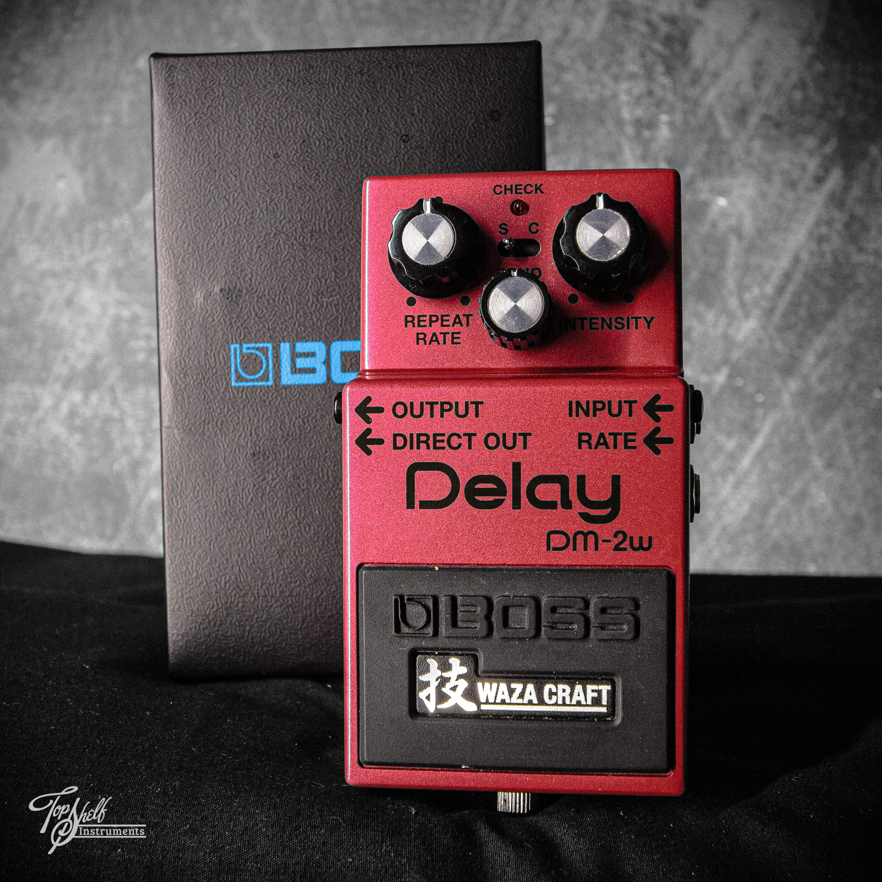 Boss DM-2W Delay Waza Craft Pedal – Topshelf Instruments