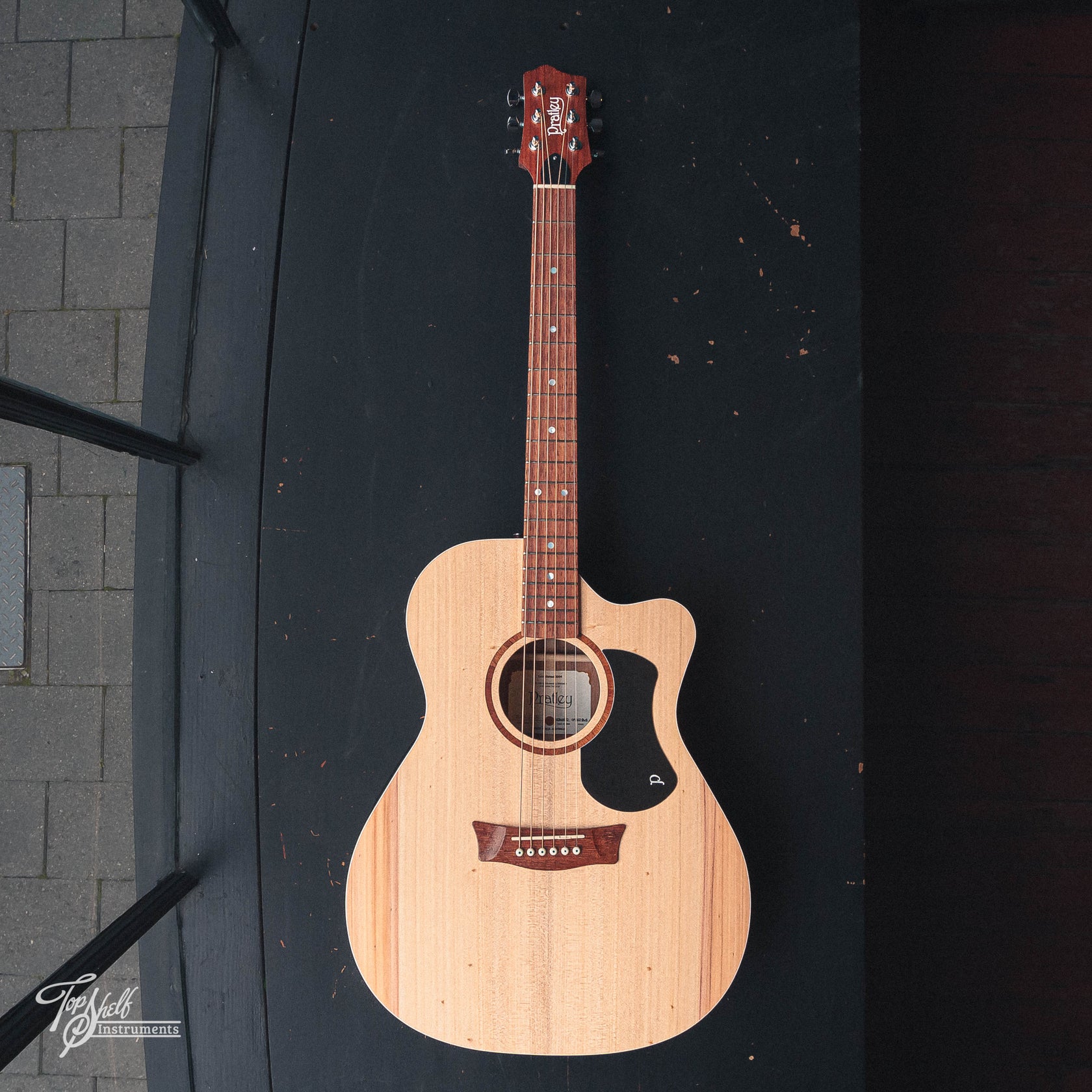 Pratley Classic OM Cutaway Blackwood/Bunya 2024 (New) – Topshelf ...