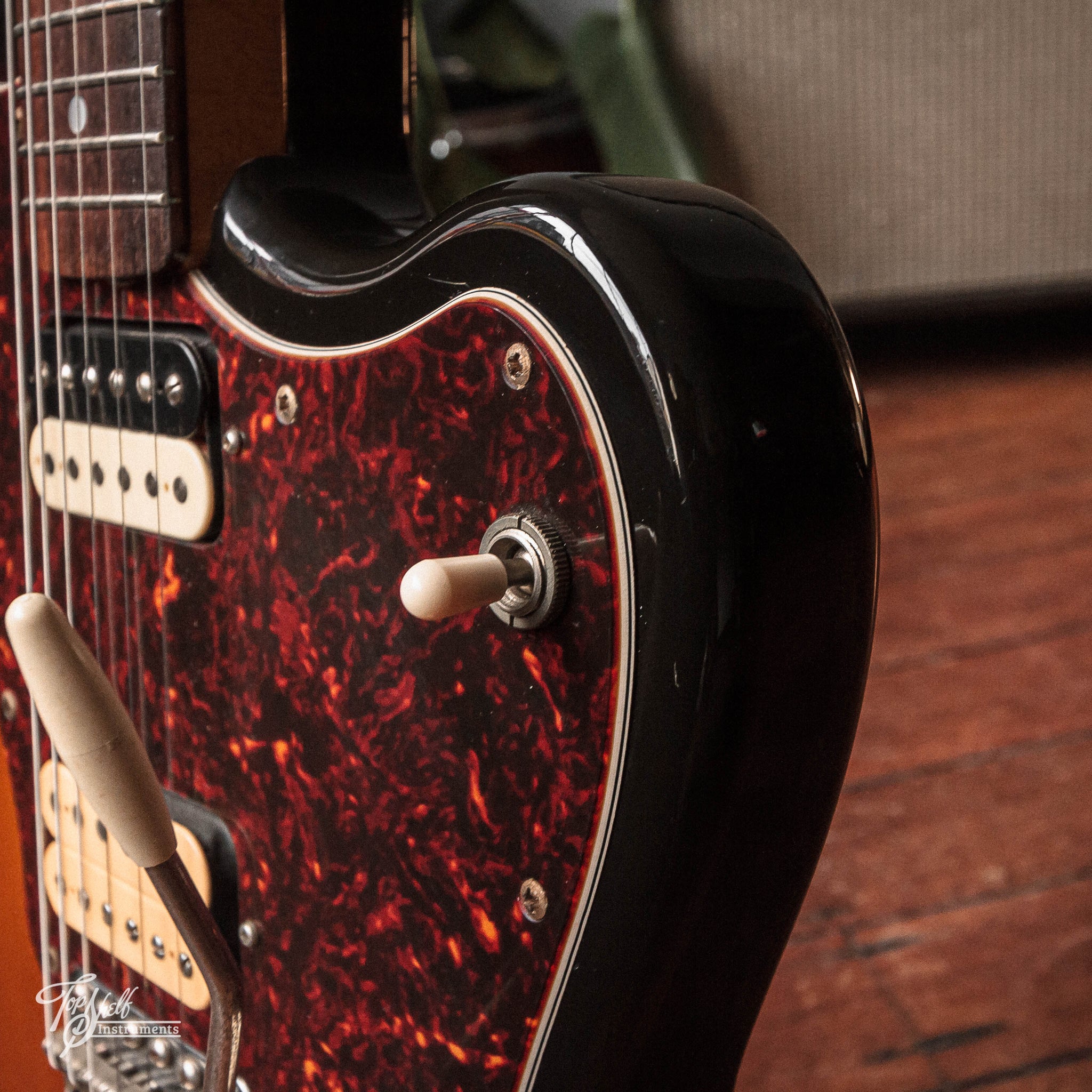 Squier Japan Vista Series Jagmaster Sunburst 1997 – Topshelf Instruments