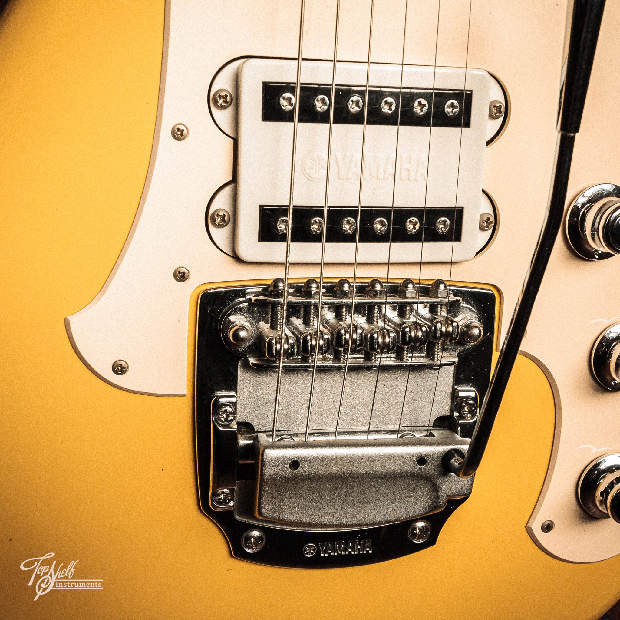 Yamaha SGV300 Flying Samurai Banana Yellow 2000 – Topshelf Instruments