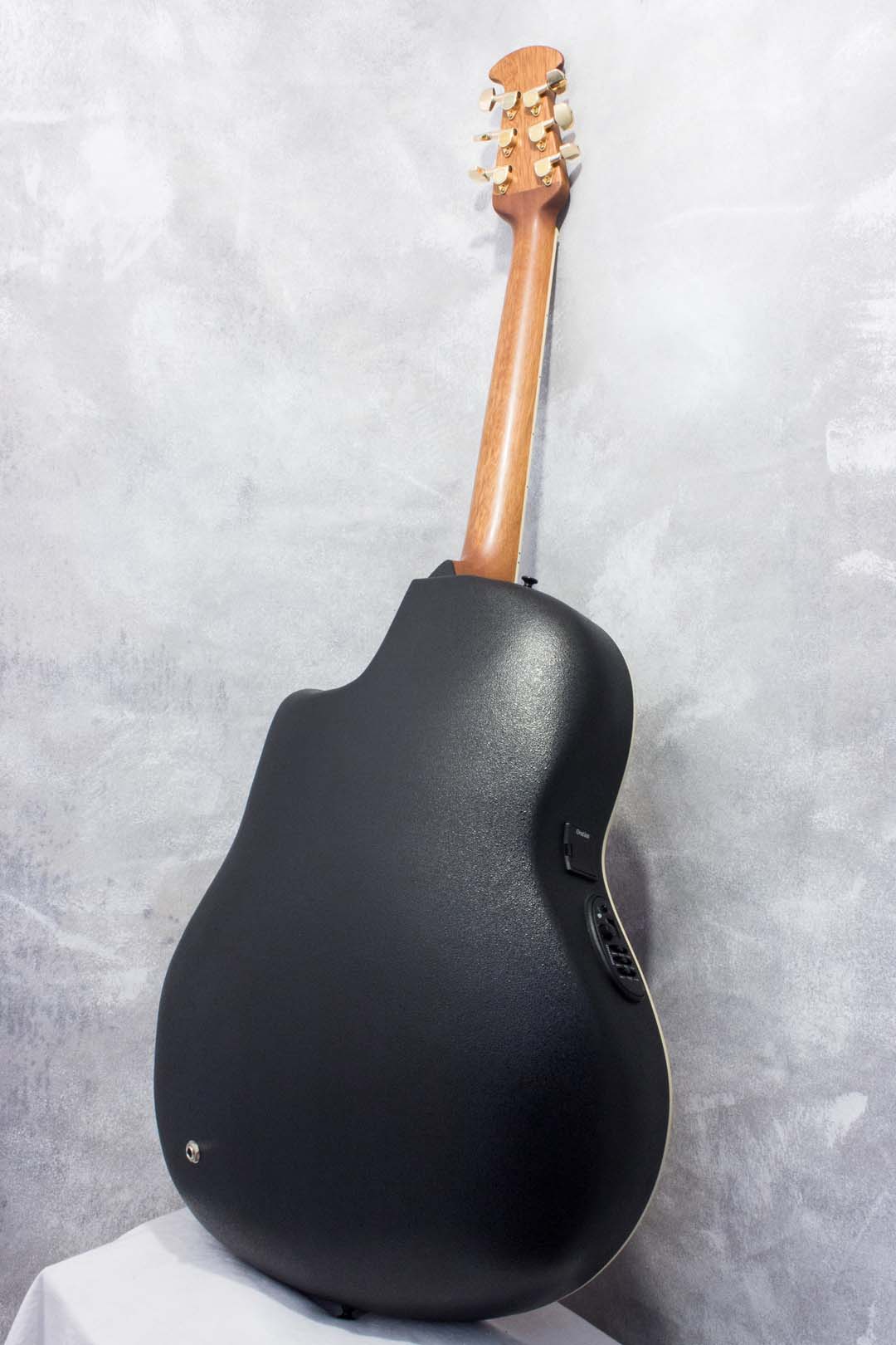 Ovation CC24-NBM Celebrity Acoustic/Electric 2014 – Topshelf Instruments