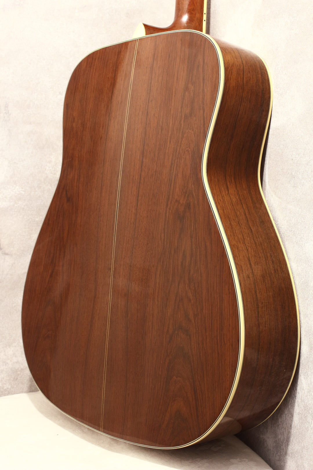 Yamaha FG-300 Jumbo Acoustic 1968 – Topshelf Instruments