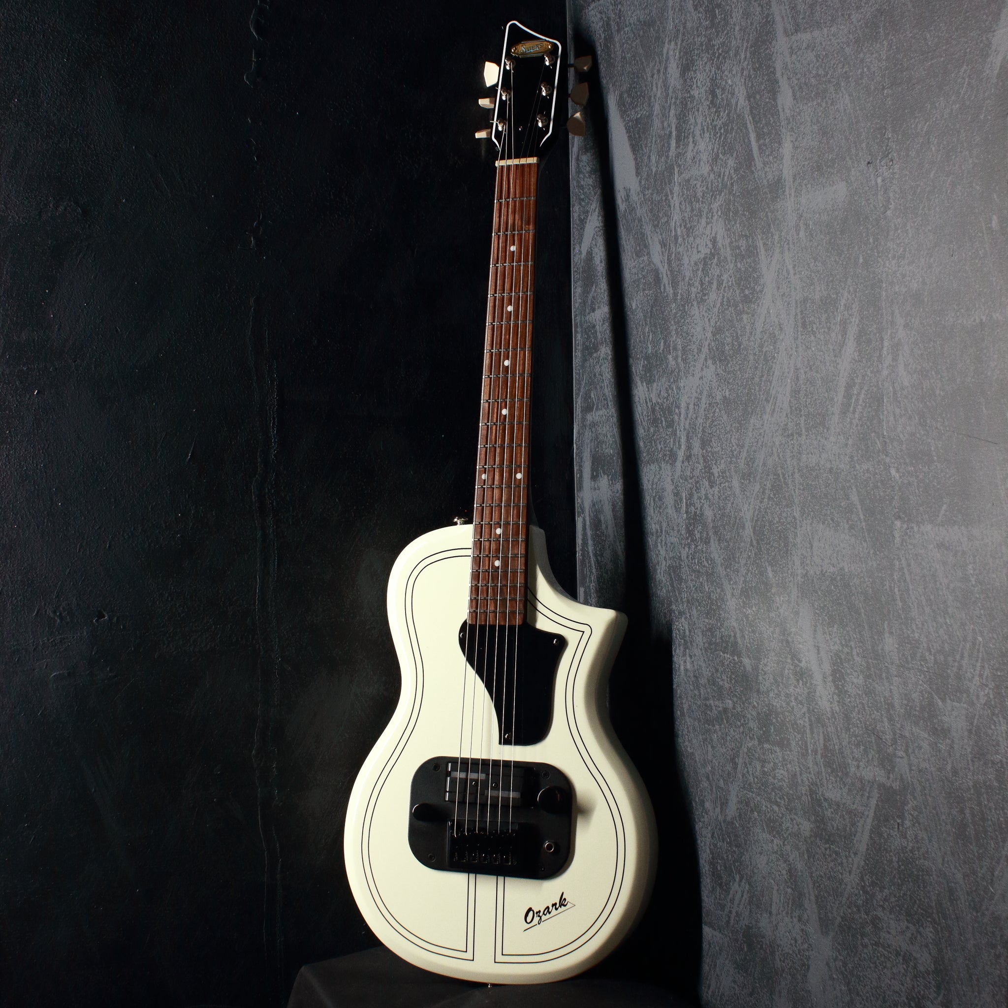 Supro 1261AW Ozark Limited Edition Antique White 2019 – Topshelf ...