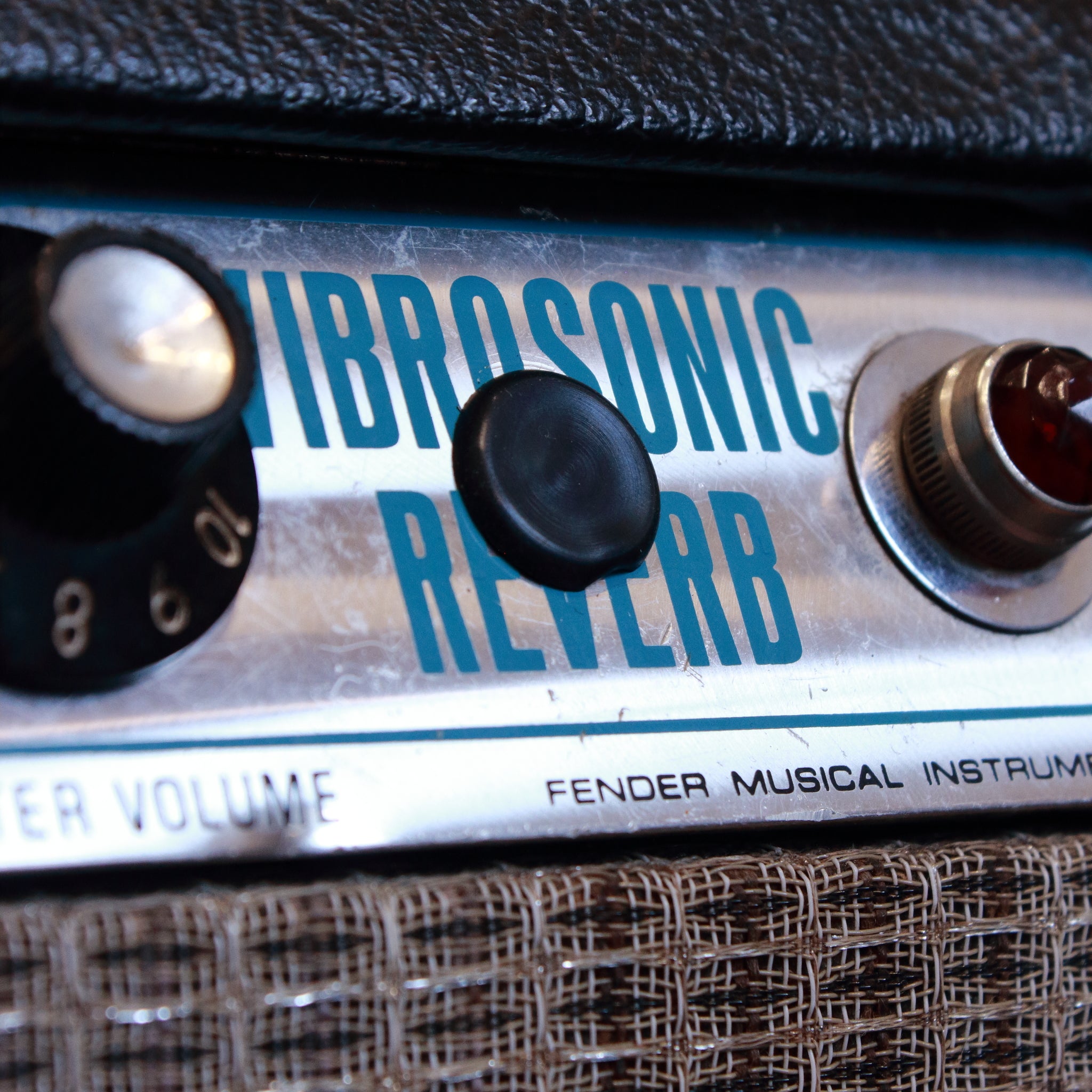 Fender Vibrasonic Reverb 100w 1x15" Guitar Combo Amp 1973 – Topshelf ...