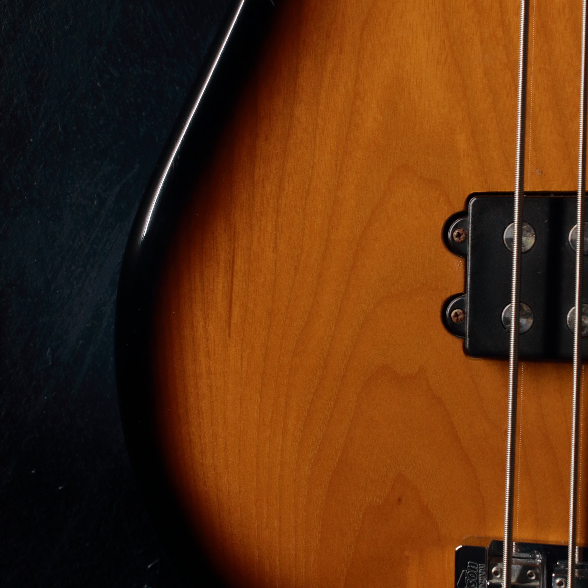 ESP Custom Shop Surveyor Bass Sunburst 2005 – Topshelf Instruments