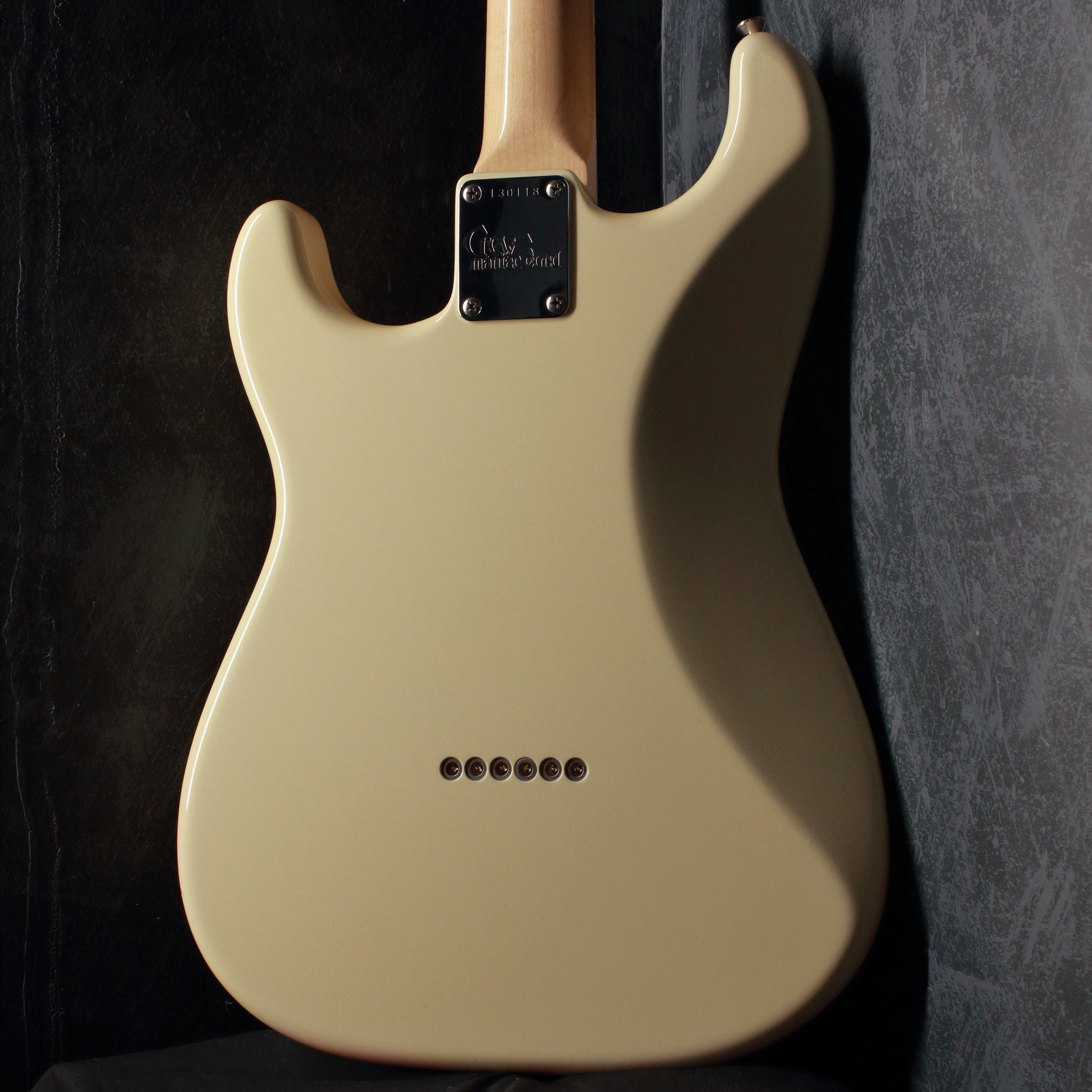 Crews Maniac Sound OST Lips Vintage White 2013 – Topshelf Instruments