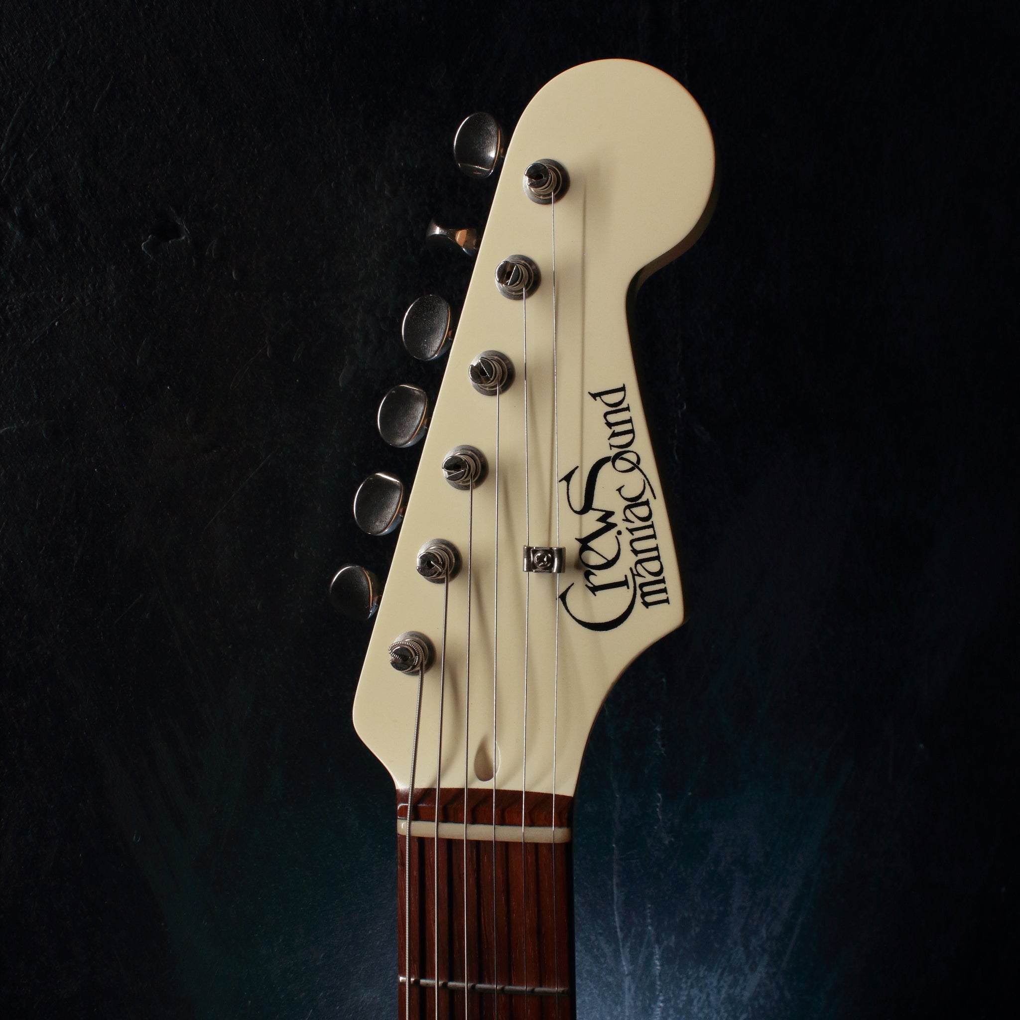 Crews Maniac Sound OST Lips Vintage White 2013 – Topshelf Instruments
