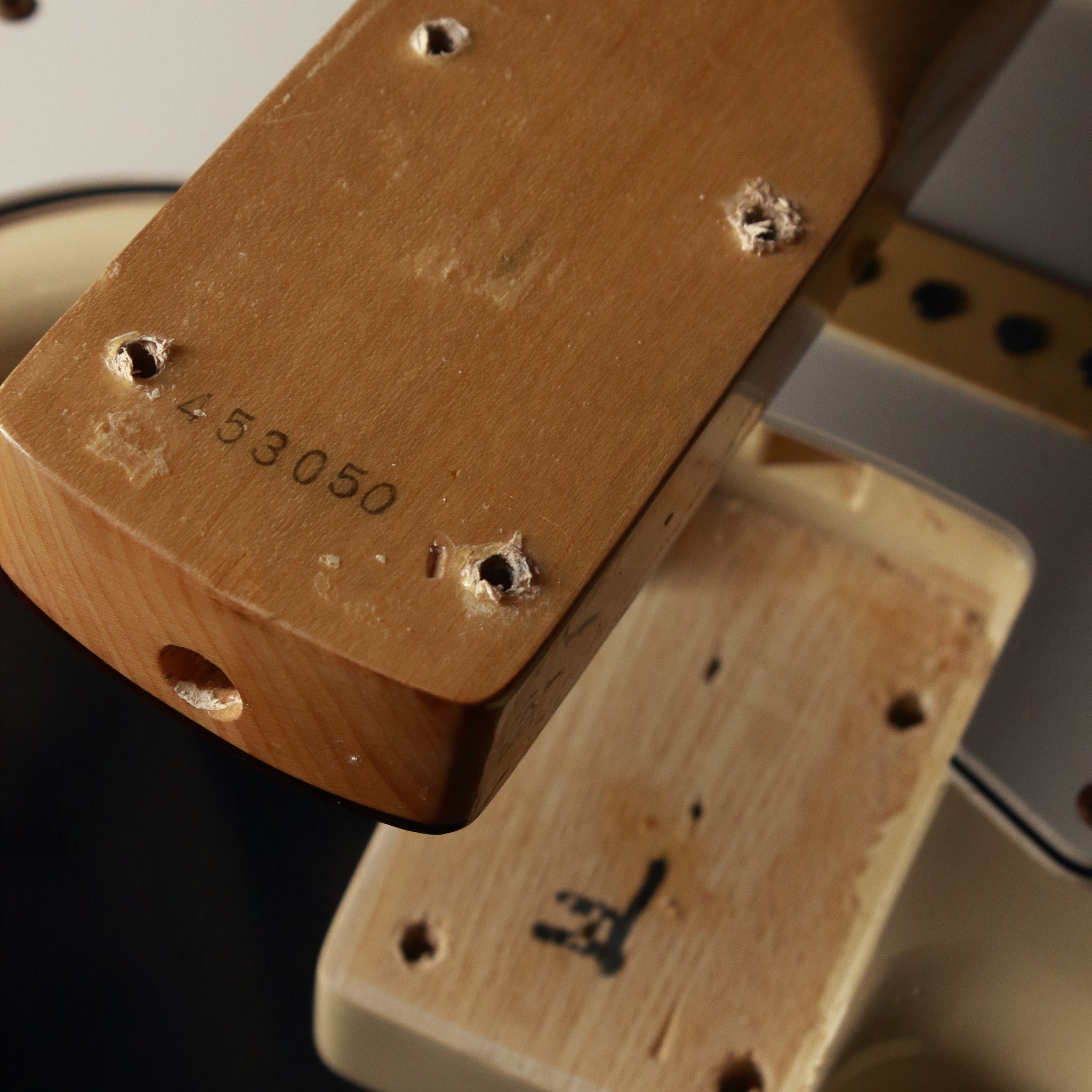 Fernandes Stone Logo FST-50 Olympic White 1978 – Topshelf Instruments