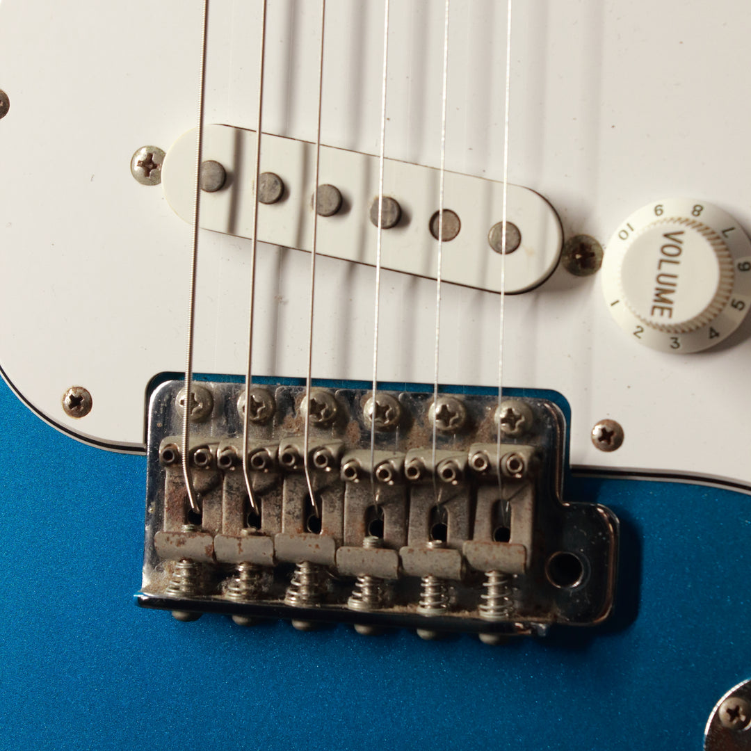 Fender Japan Standard Stratocaster ST43 Lake Placid Blue 2000 ...