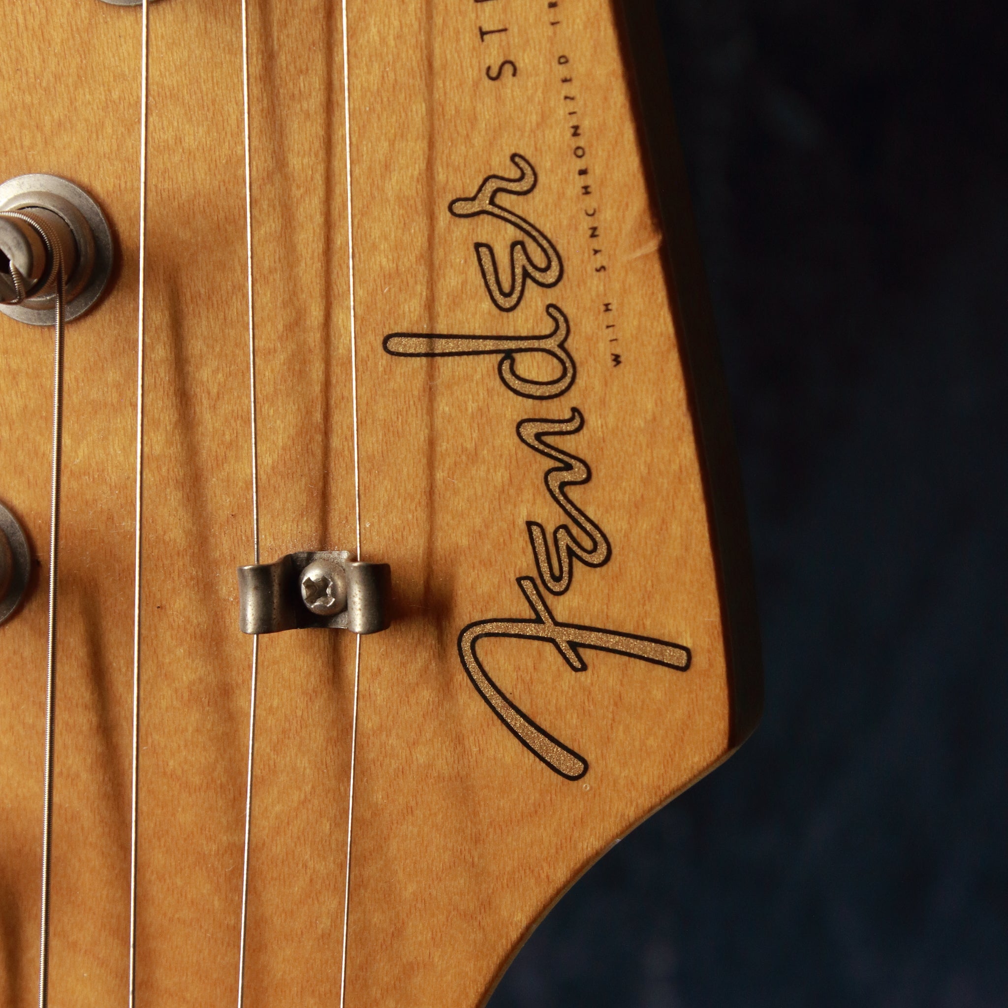Fender Japan '62 Stratocaster ST62-58US Sunburst 1998 – Topshelf ...