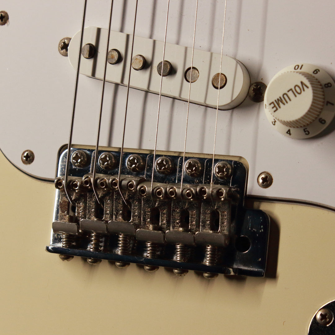 Fender Japan '62 Stratocaster ST62-58US Vintage White 2000 – Topshelf ...