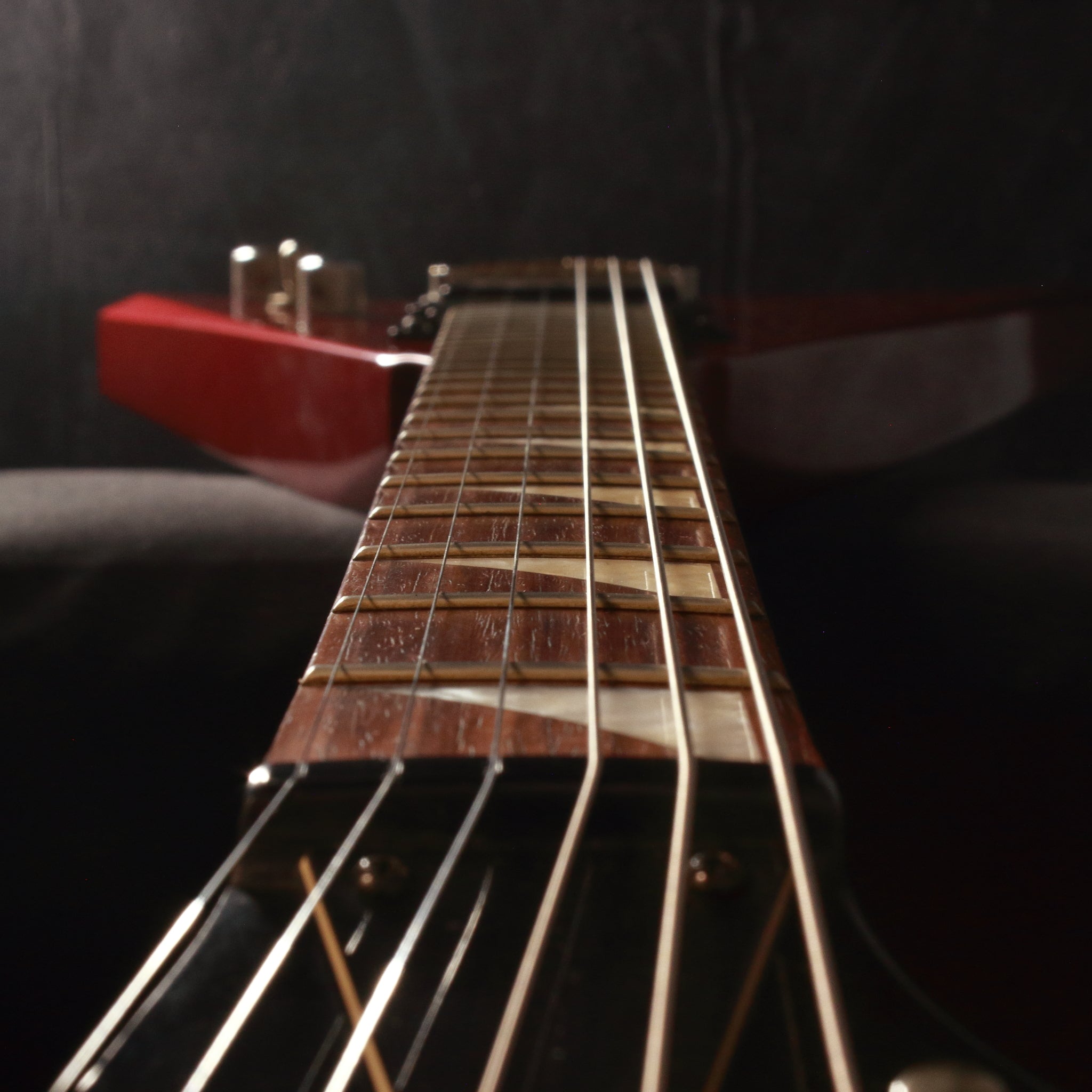 Jackson JS32T Rhoads Inferno Red 2010 – Topshelf Instruments