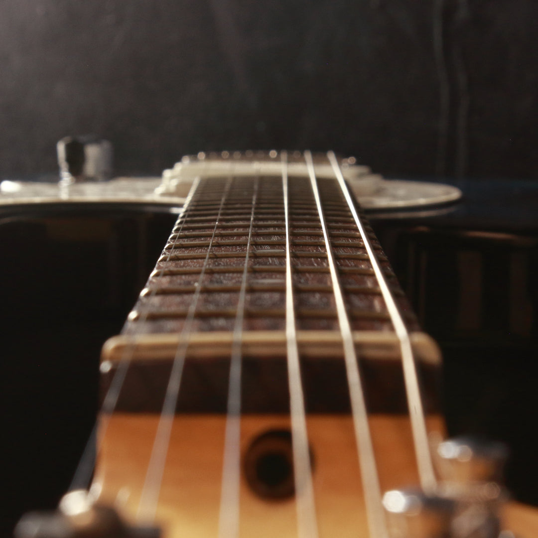 G&L Tribute ASAT Special Blueburst 2004 – Topshelf Instruments