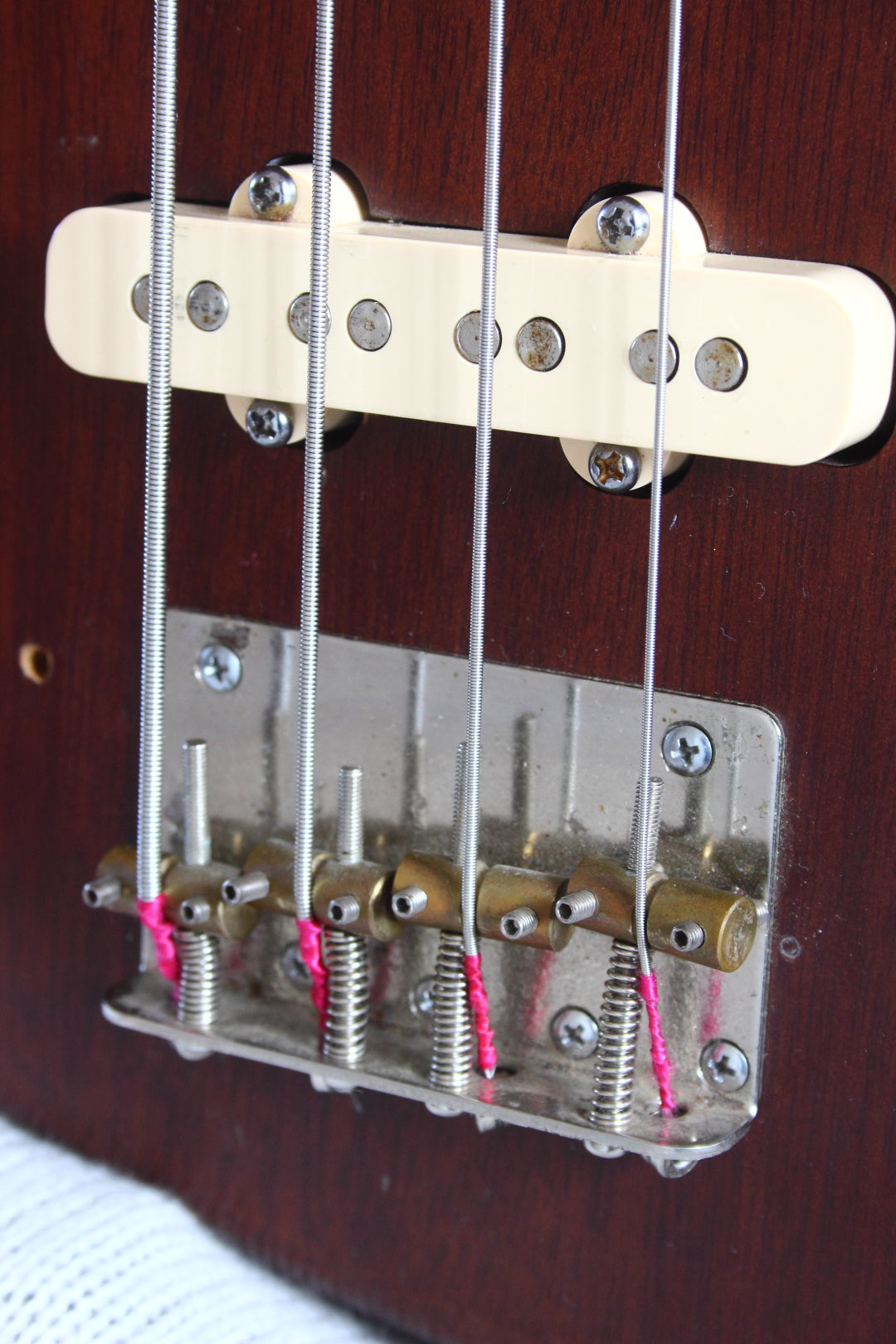 Cimar Jazz Bass Natural Mahogany 1982 – Topshelf Instruments