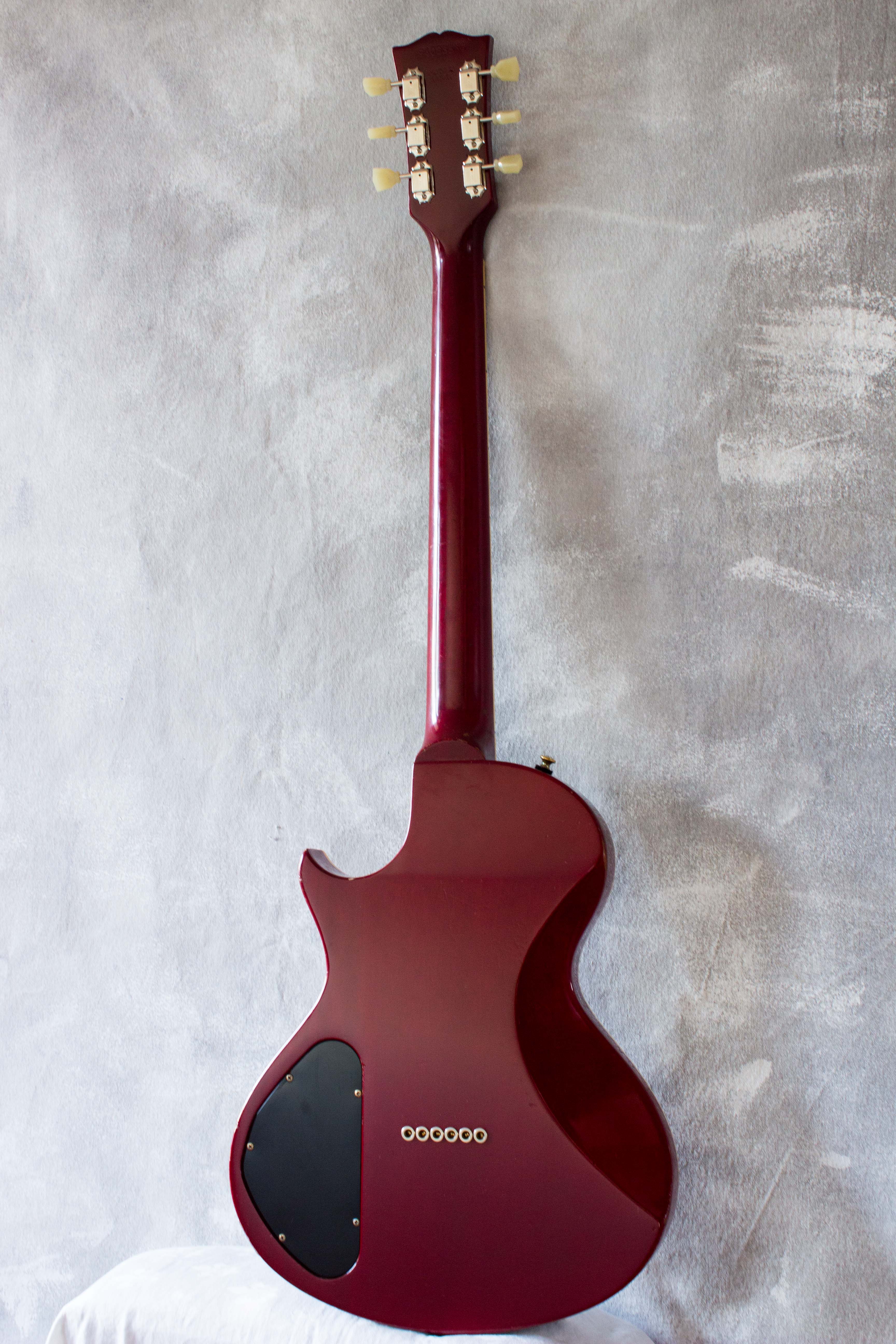 Gibson Nighthawk Standard ST3 Fireburst 1996 – Topshelf Instruments