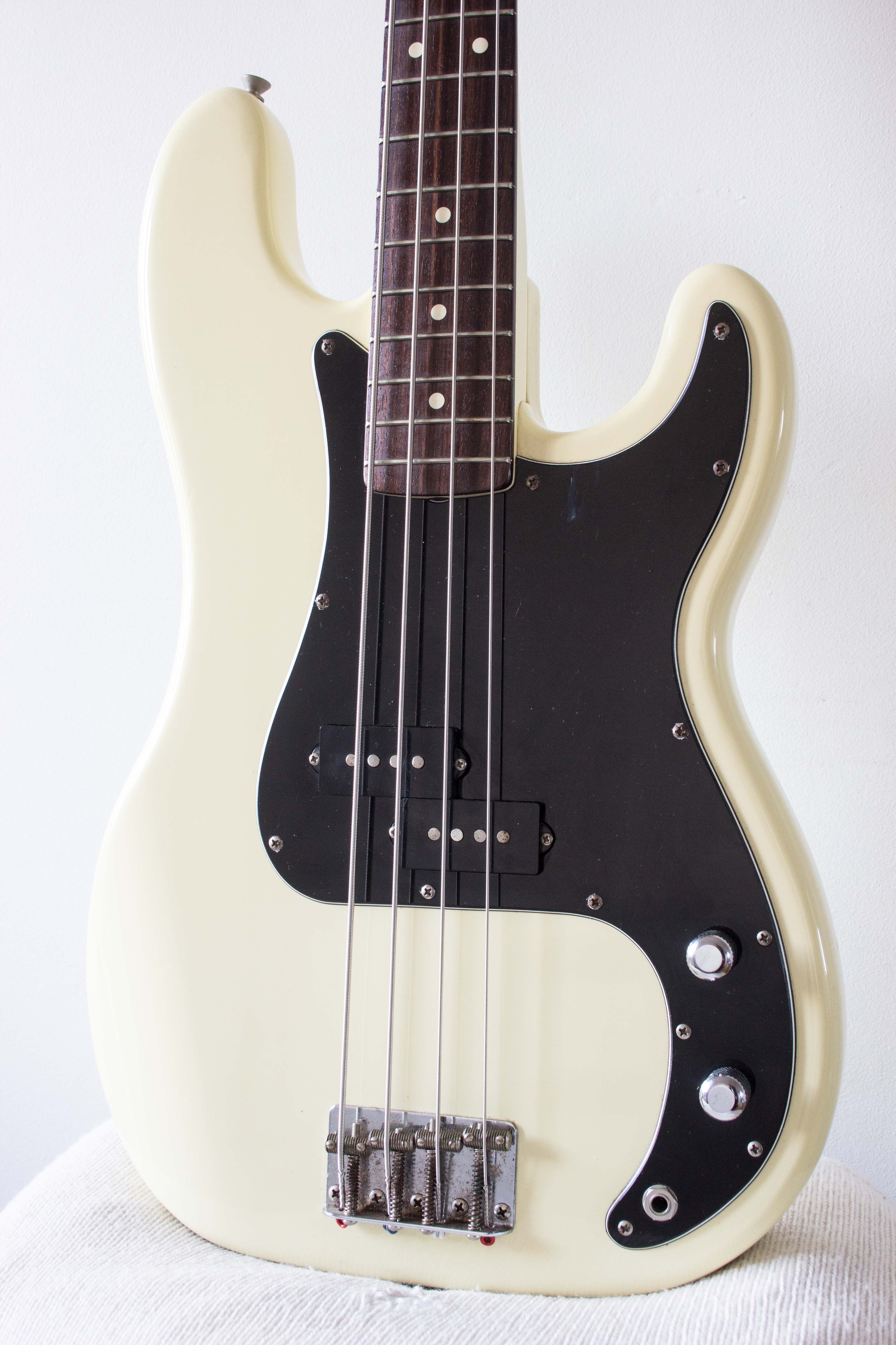Yamaha PB400RA Pulser Bass White 1986 – Topshelf Instruments