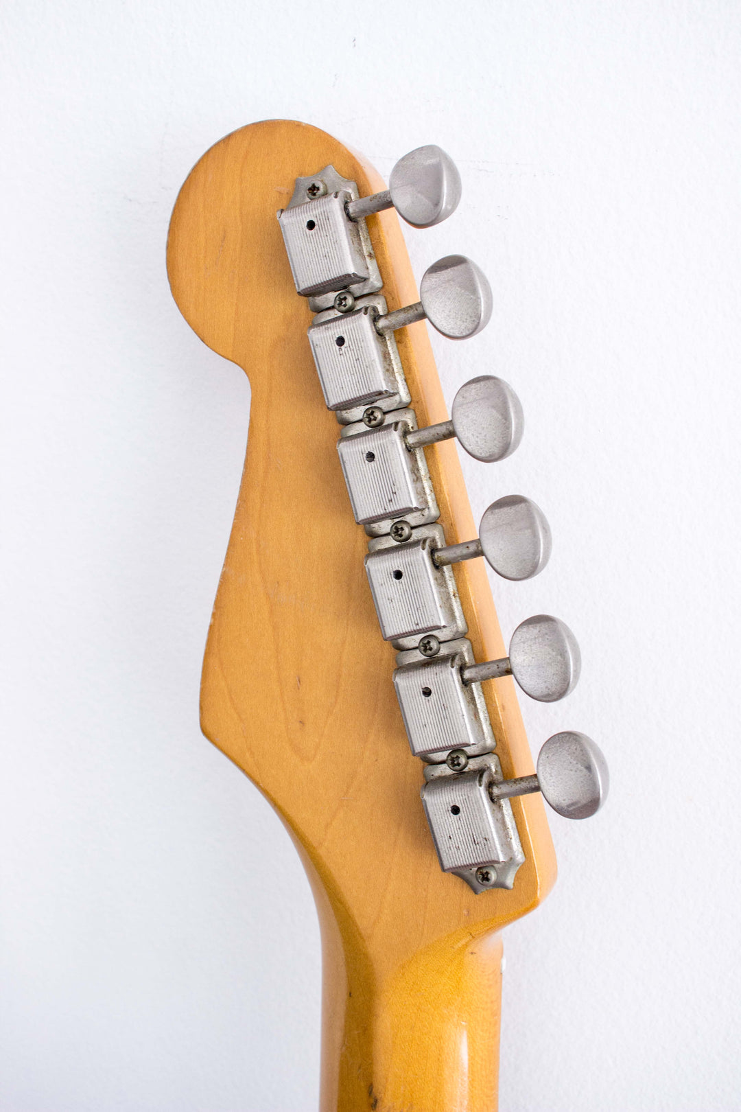 Fender Japan '54 Stratocaster ST54-115 Candy Apple Red 1987 – Topshelf ...