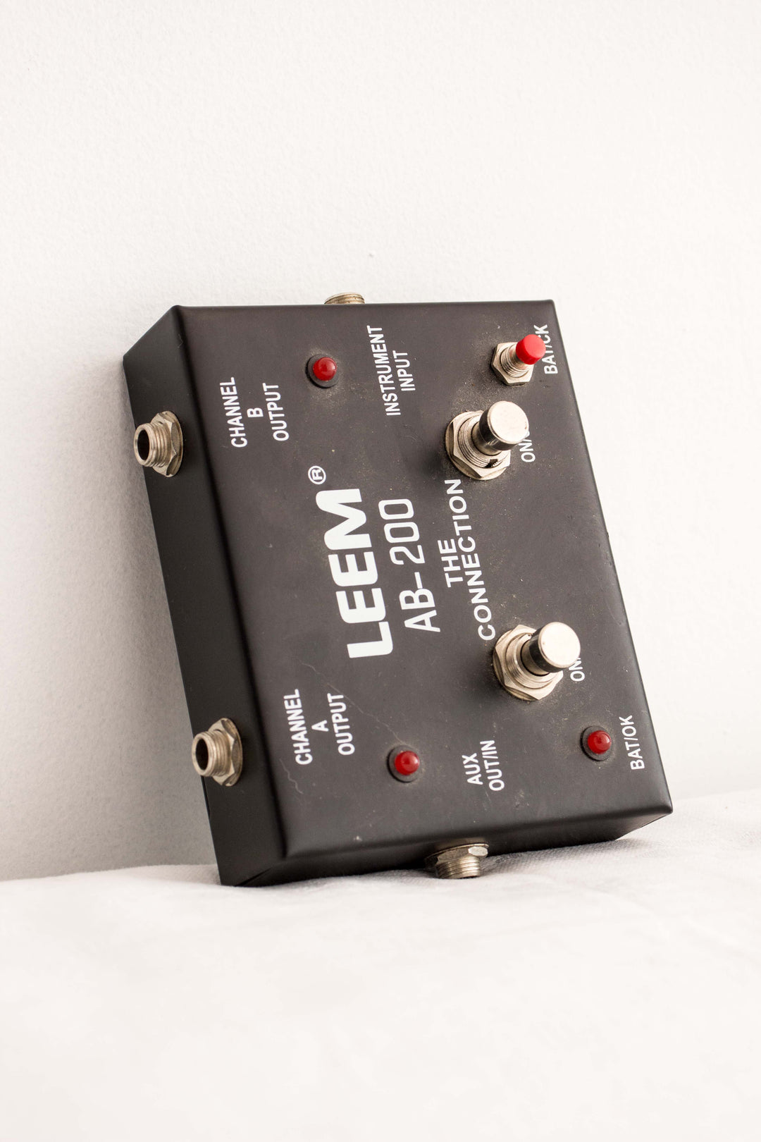 Leem AB-200 'The Connection' ABY Pedal – Topshelf Instruments