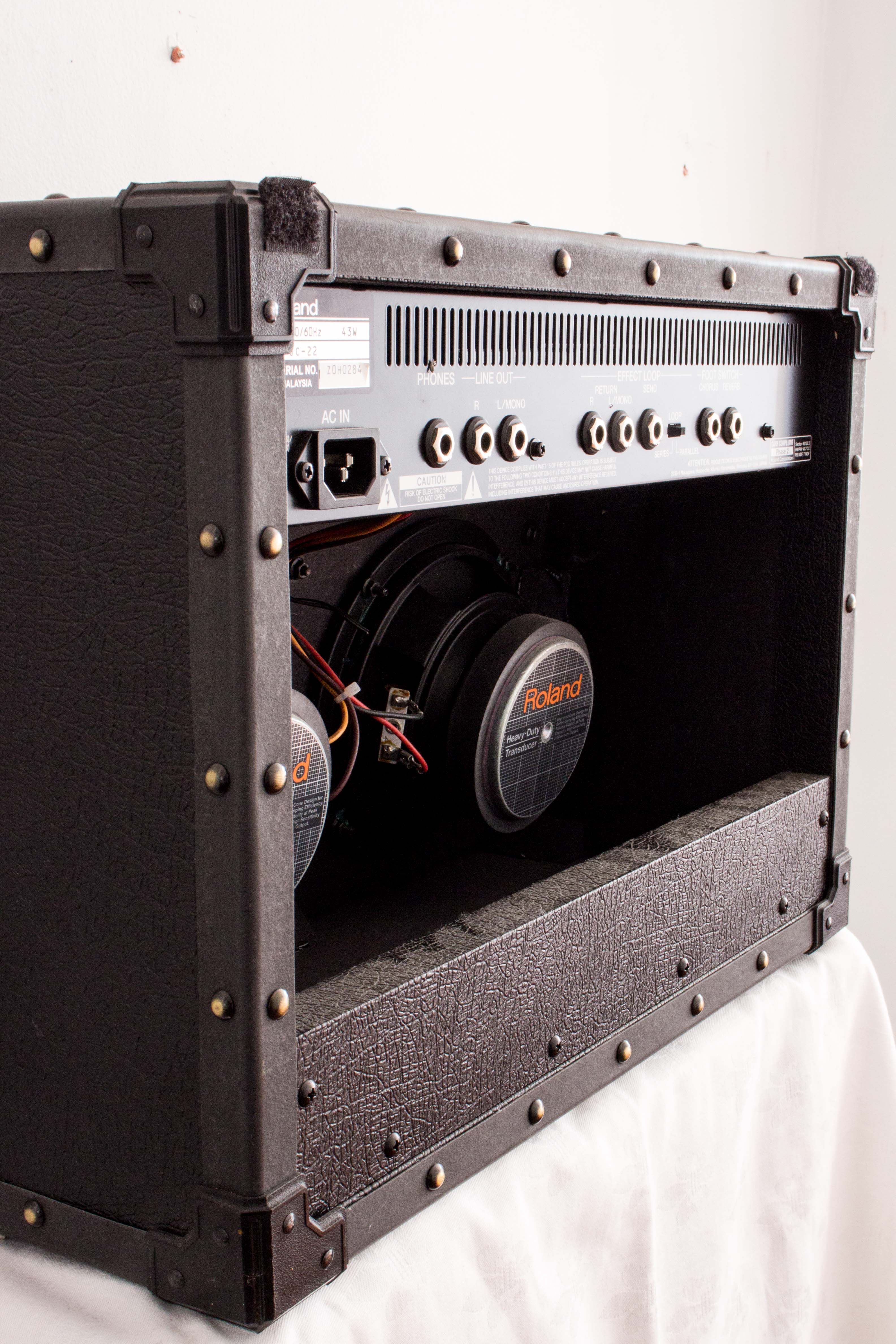 Roland JC-22 Jazz Chorus 2x6.5" Combo Amp – Topshelf Instruments