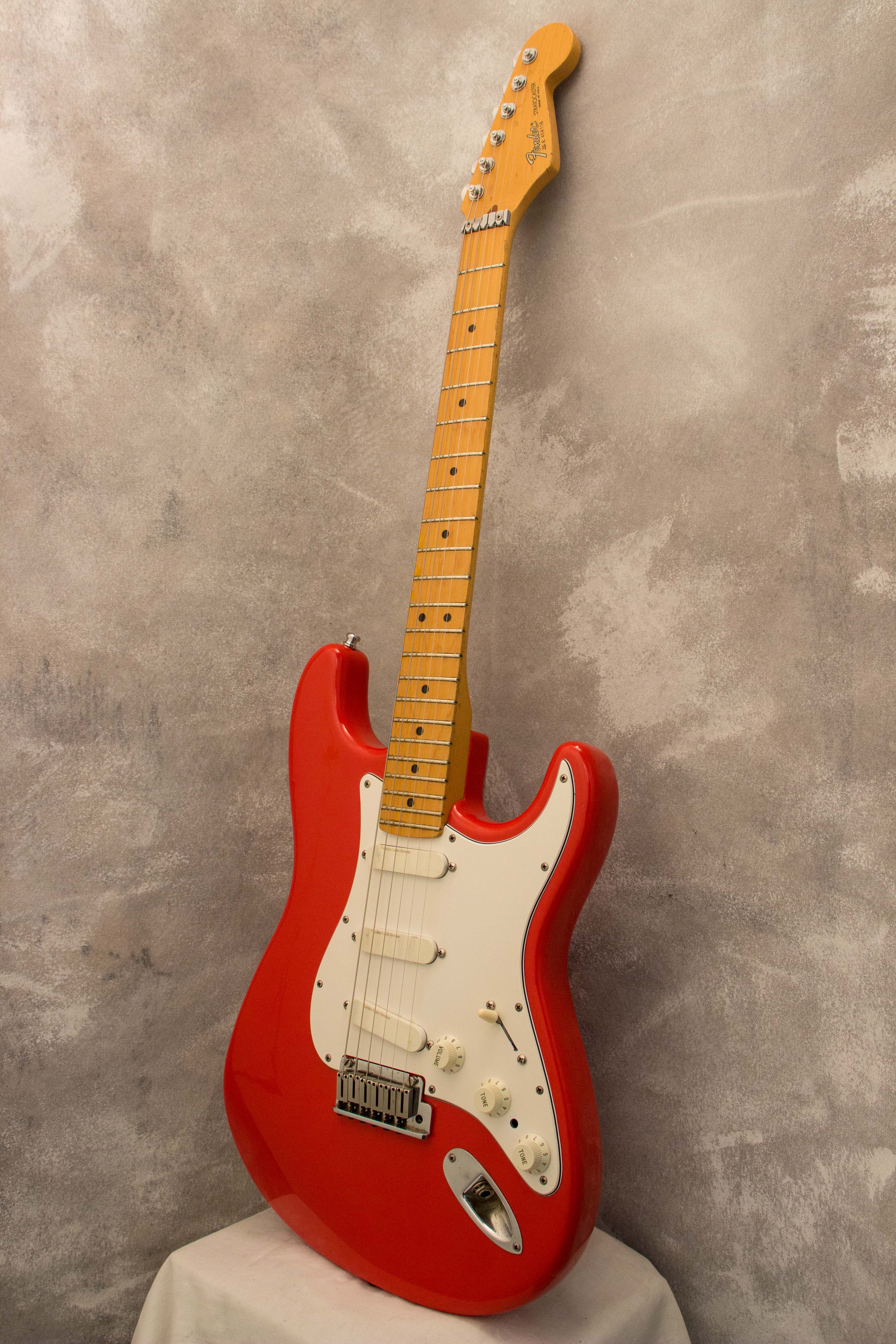 Fender Strat Plus Fiesta Red 1988 – Topshelf Instruments
