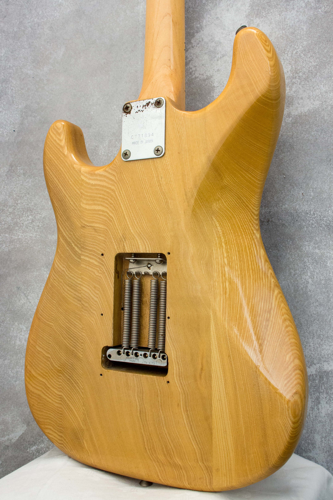 Greco SE500 Strat Style Natural 1977 – Topshelf Instruments