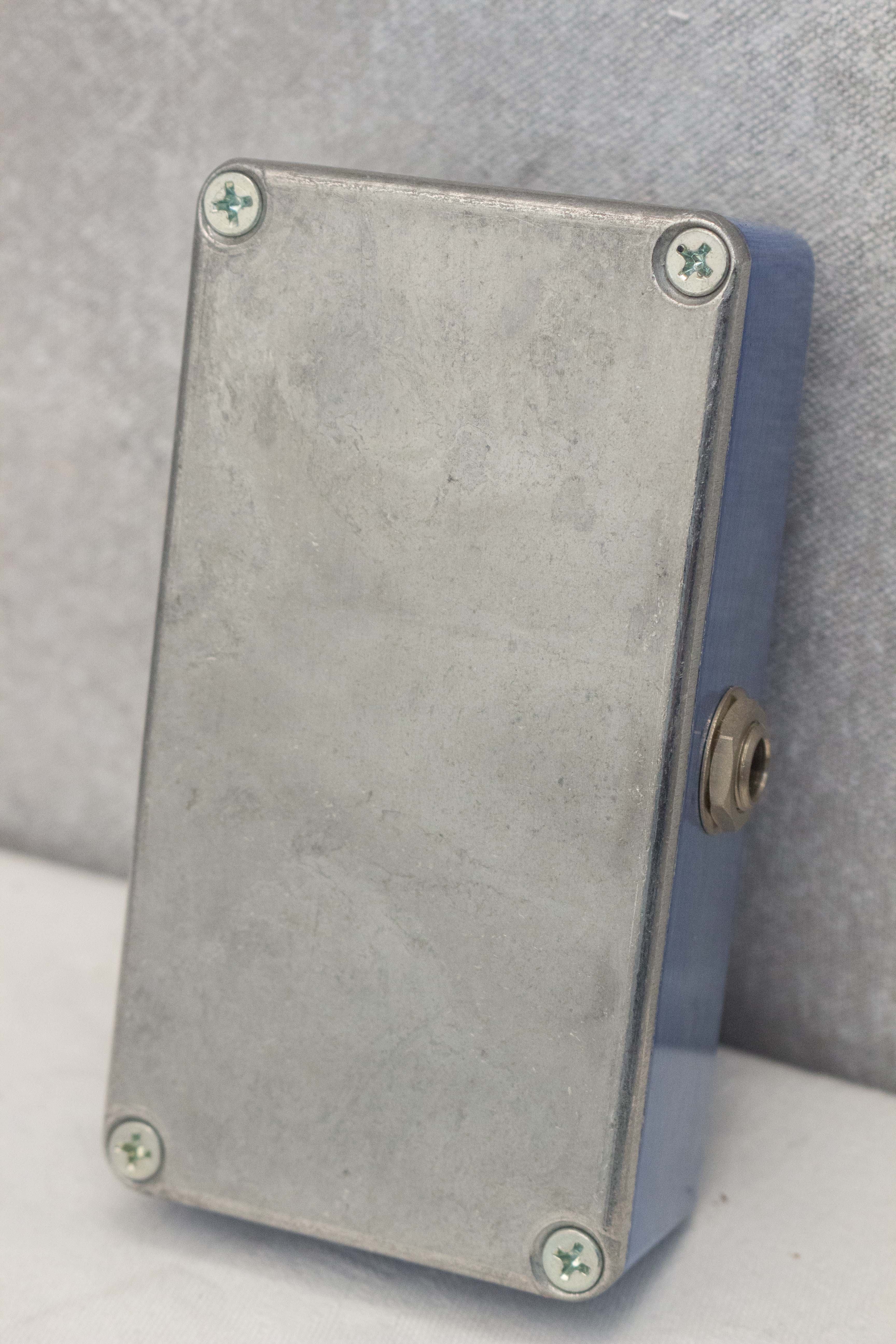 Bearfoot FX Sea Blue EQ Pedal – Topshelf Instruments