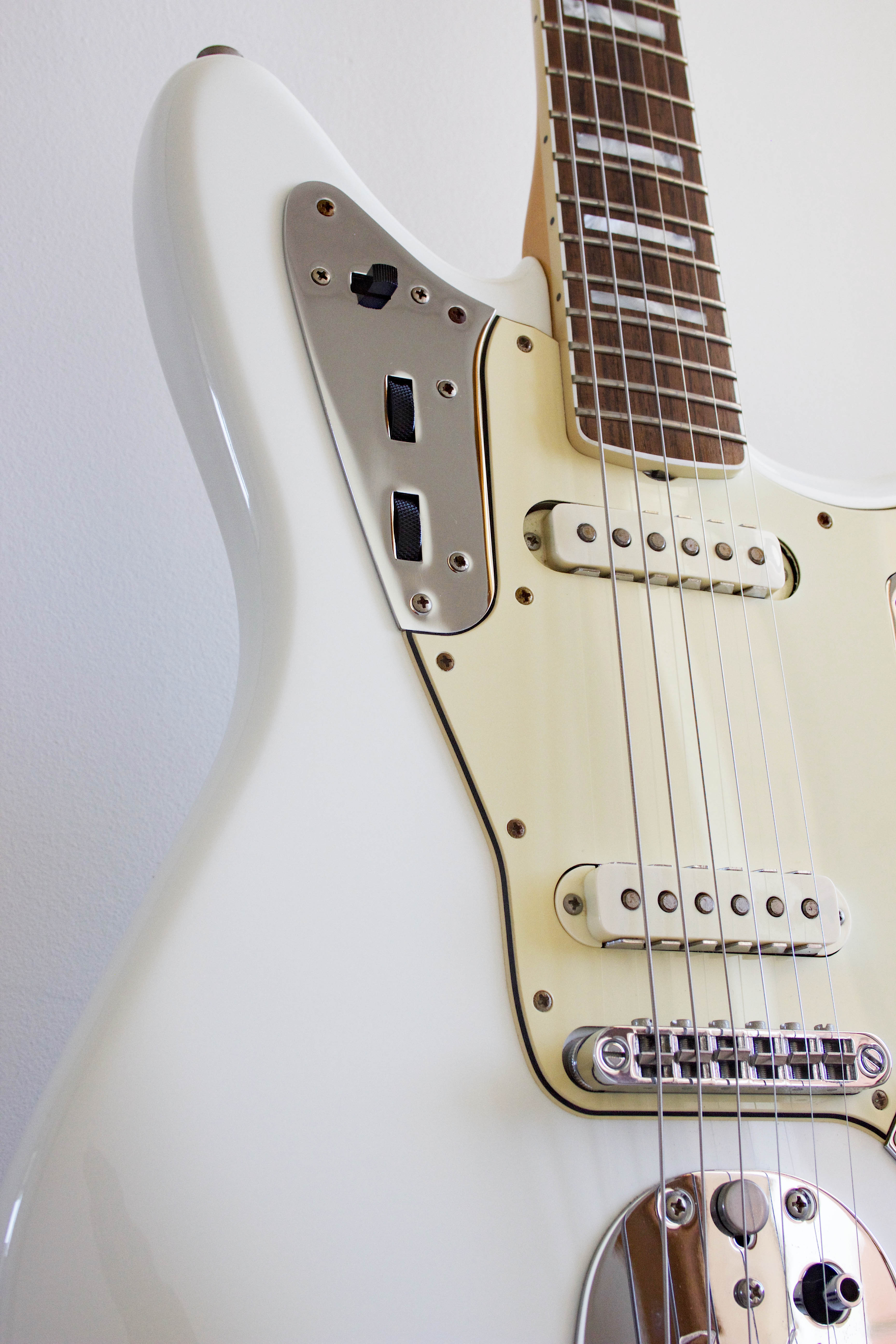 Fender Ken Custom Jaguar FSR Arctic White 2013 – Topshelf Instruments